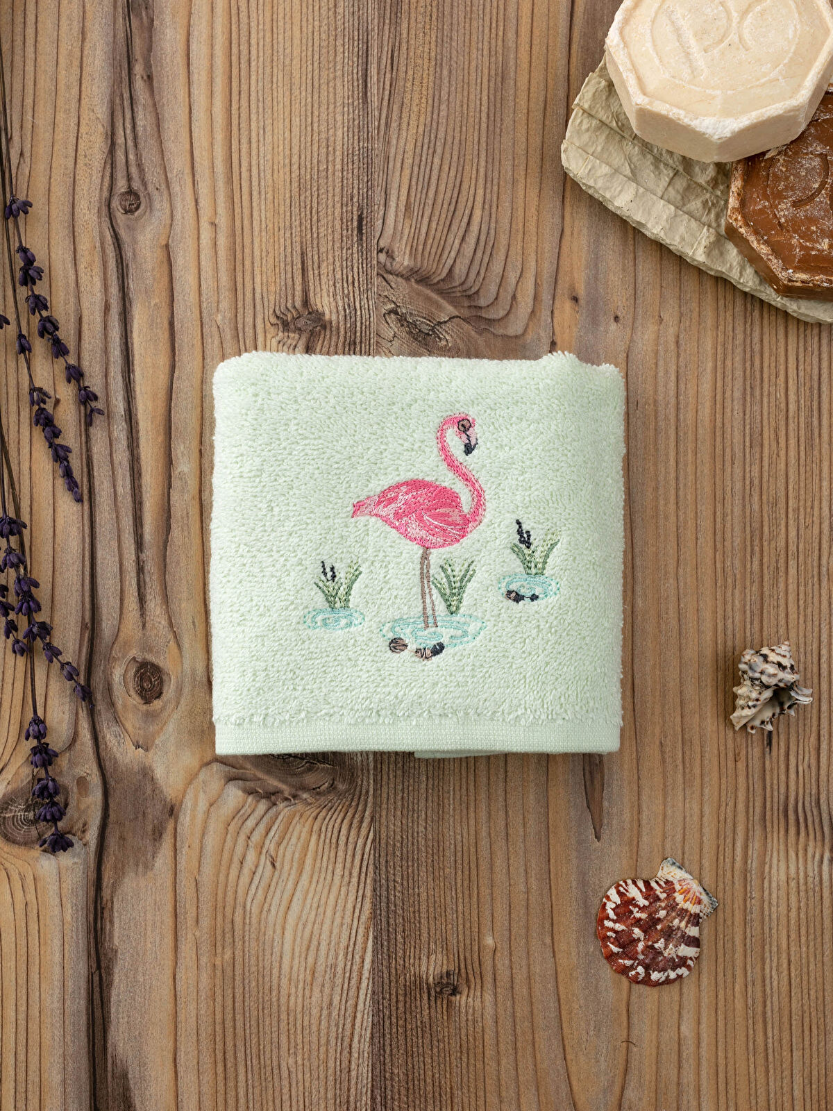 Flamingo Nakışlı El Havlusu 30x50 Cm Flamingo Nakışlı El Havlusu 30x50 Cm