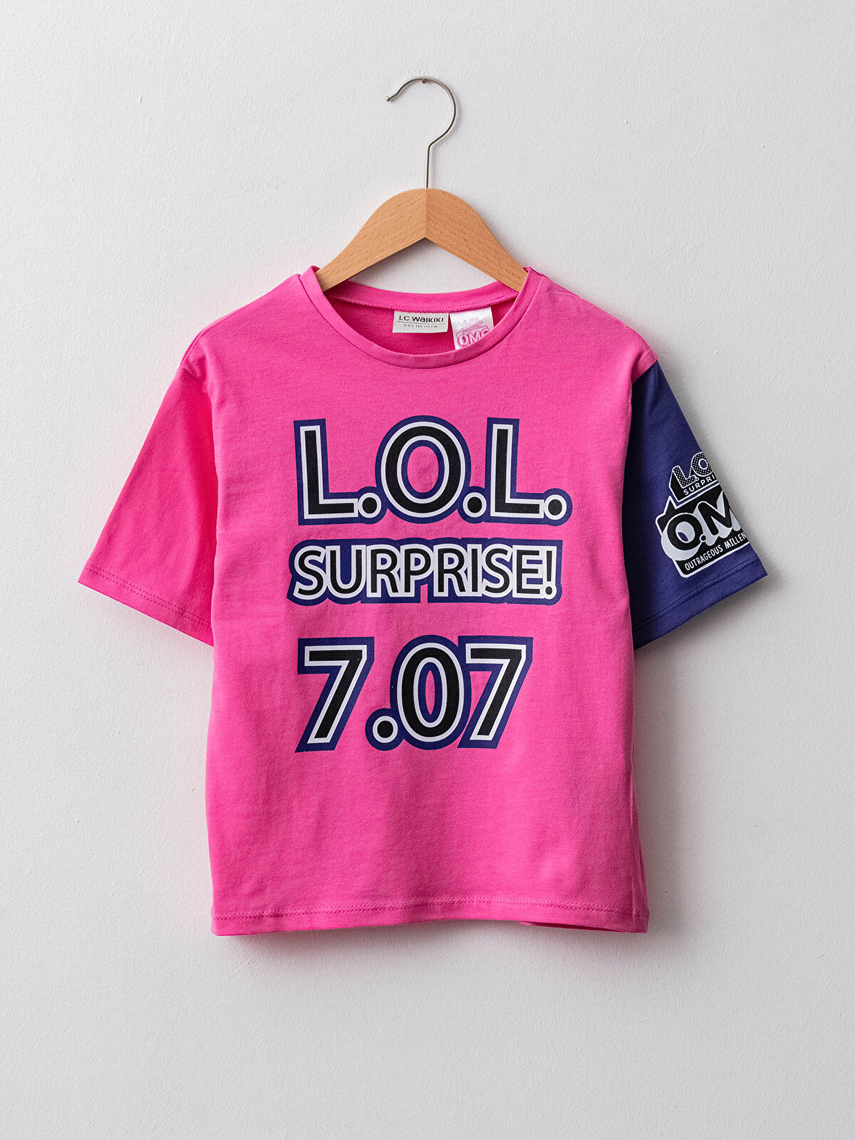 Bisiklet Yaka LOL Surprise OMG Lisanslı Kısa Kollu Kız Çocuk Tişört