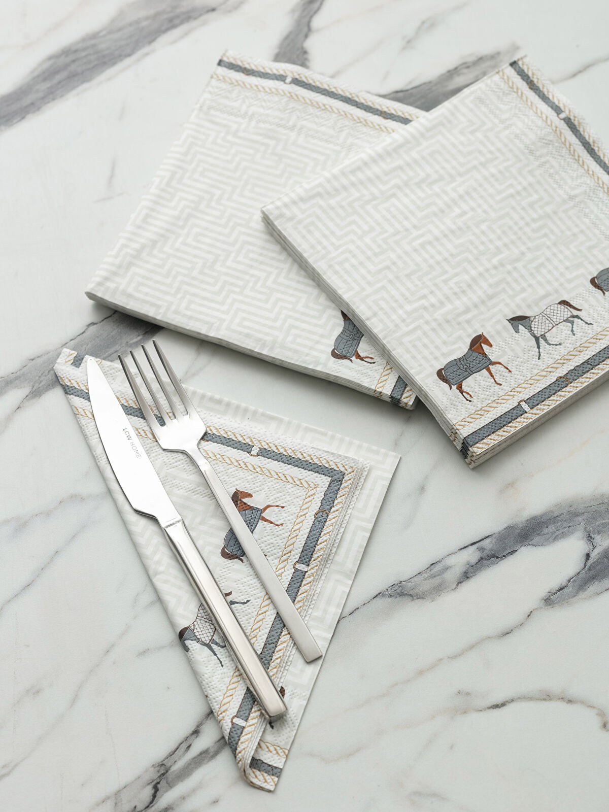 Desenli Kağıt Peçete 20'li 33x33 Cm Desenli Kağıt Peçete 20'li 33x33 Cm