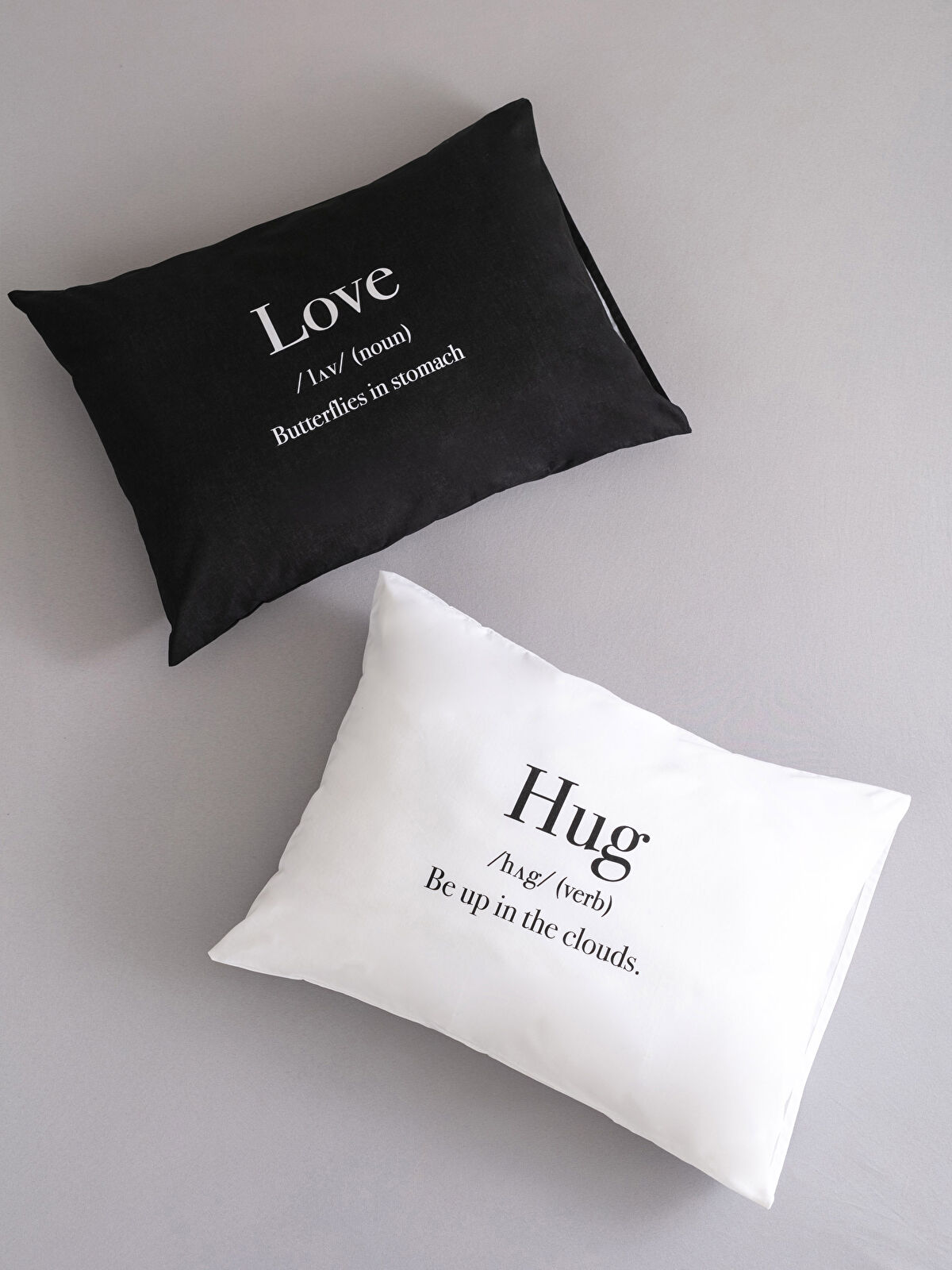 Sevgililer Günü Temalı Yazı Baskılı Yastık Kılıfı 2'li 50x70 Cm Sevgililer Günü Temalı Yazı Baskılı Yastık Kılıfı 2'li 50x70 Cm