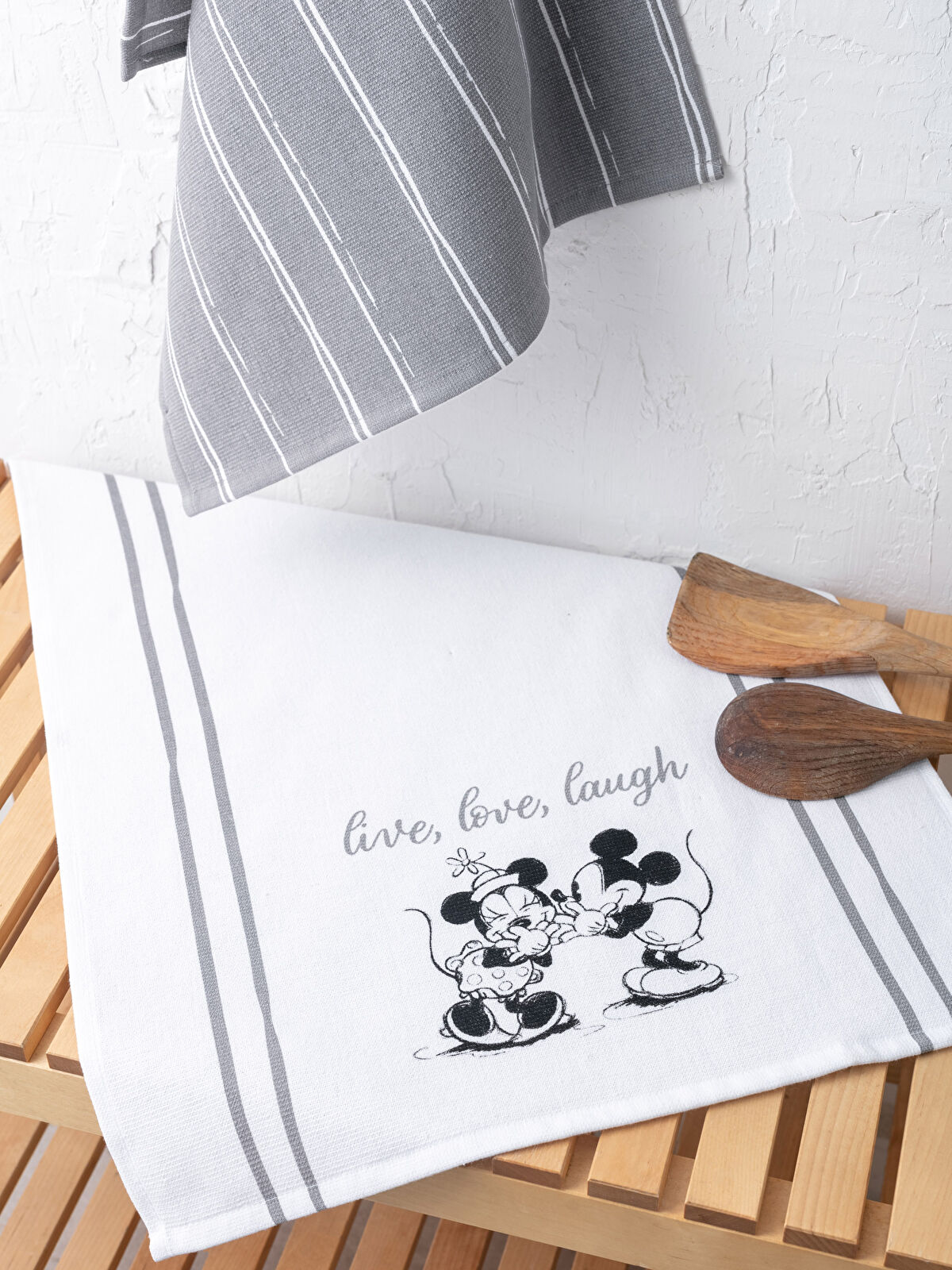 Mickey Mouse Lisanslı Kurulama Bezi 2'li 40x60 Cm Mickey Mouse Lisanslı Kurulama Bezi 2'li 40x60 Cm