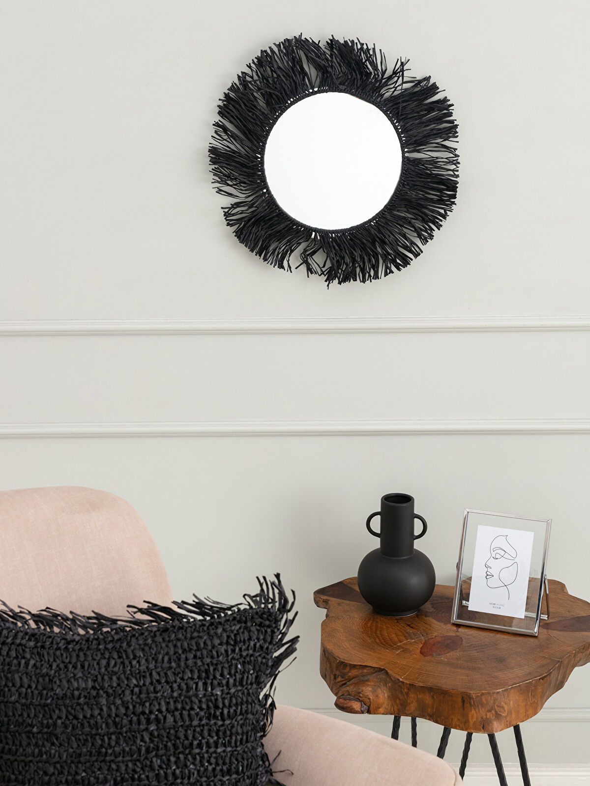 Dekoratif Askılı Duvar Aynası 24 Cm Dekoratif Askılı Duvar Aynası 24 Cm