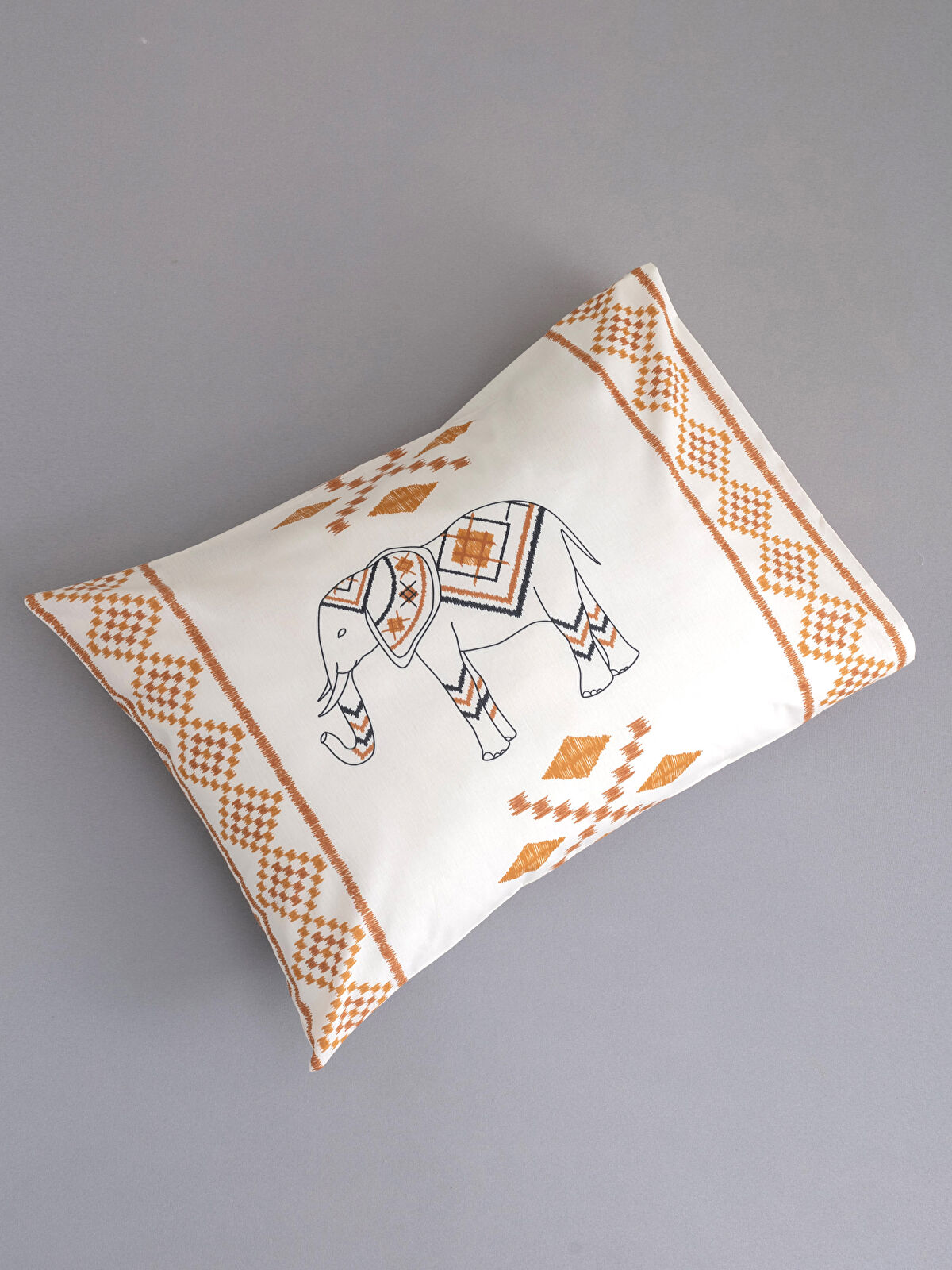 Pamuklu Baskılı Yastık Kılıfı 50x70 Cm