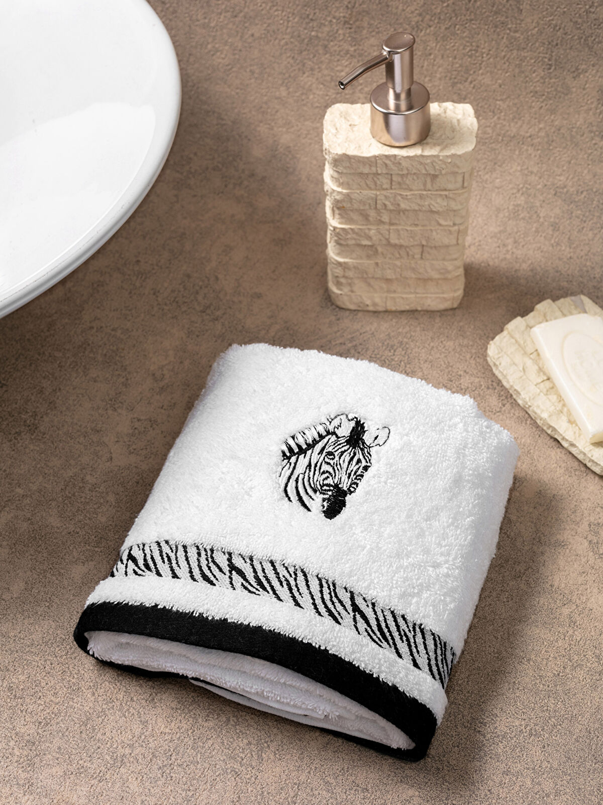 Zebra Nakışlı Yüz Havlusu 50x80 Cm