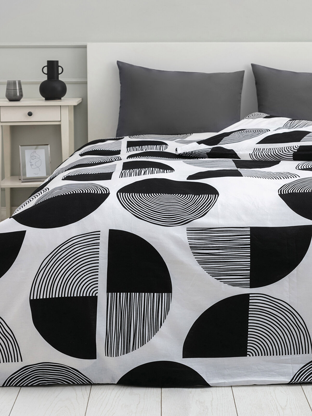 Çift Kişilik Pamuklu Desenli Nevresim 200x220 Cm