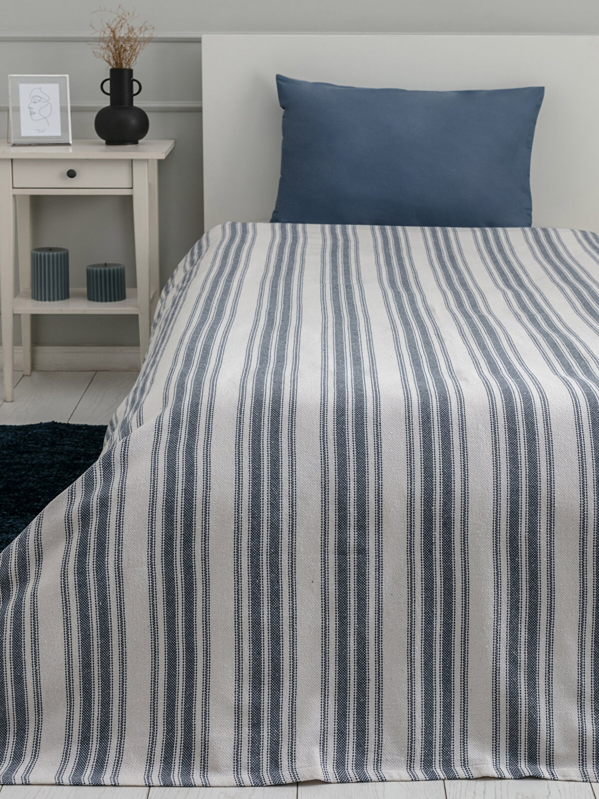 Tek Kişilik Çizgili Pike Ve Yastık Kılıfı