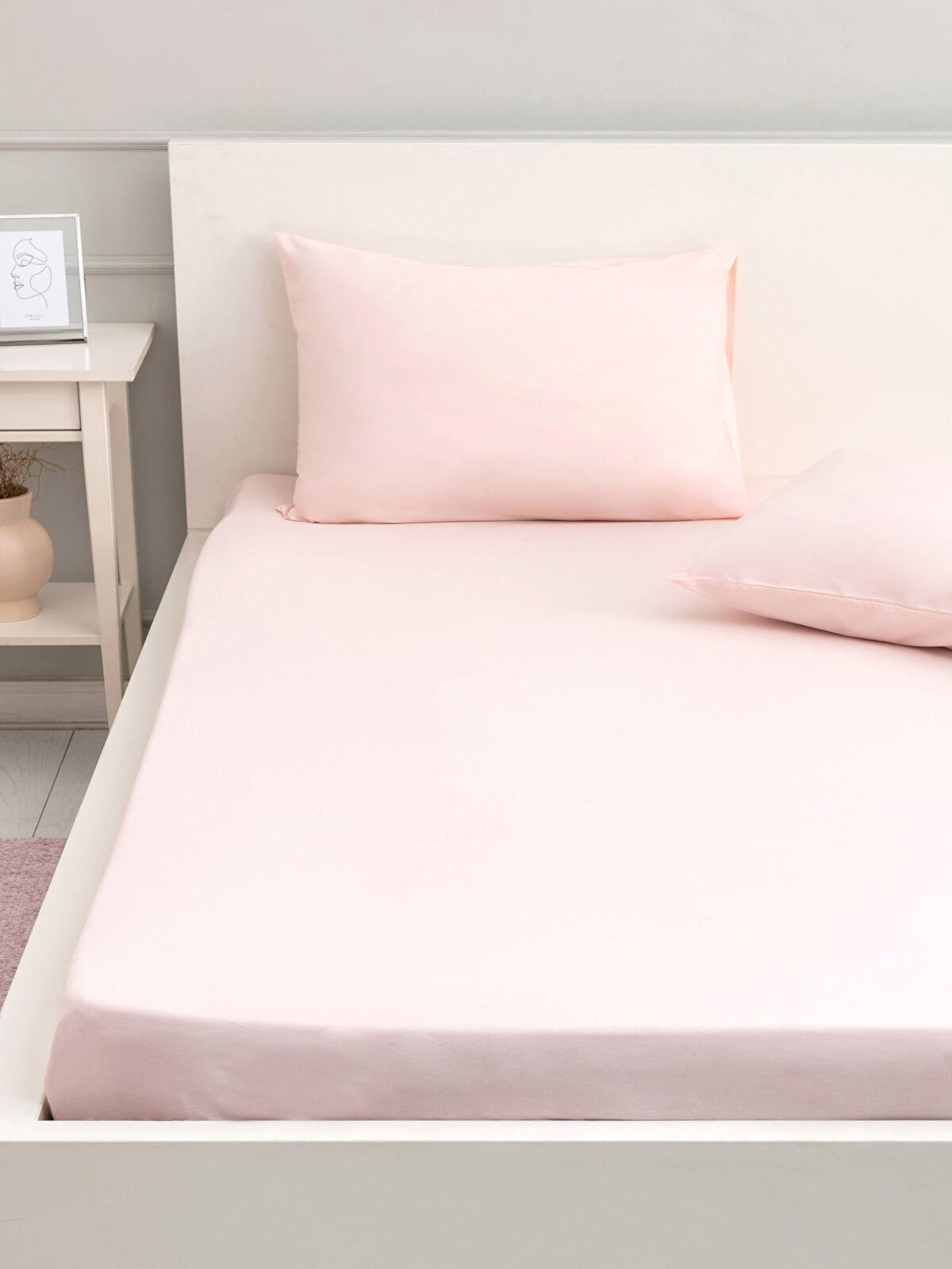 Çift Kişilik Pamuklu Lastikli Çarşaf Ve Yastık Kılıfı