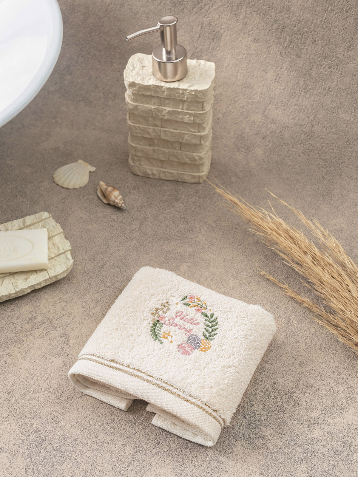 Nakış Detaylı El Havlusu 30x50 Cm