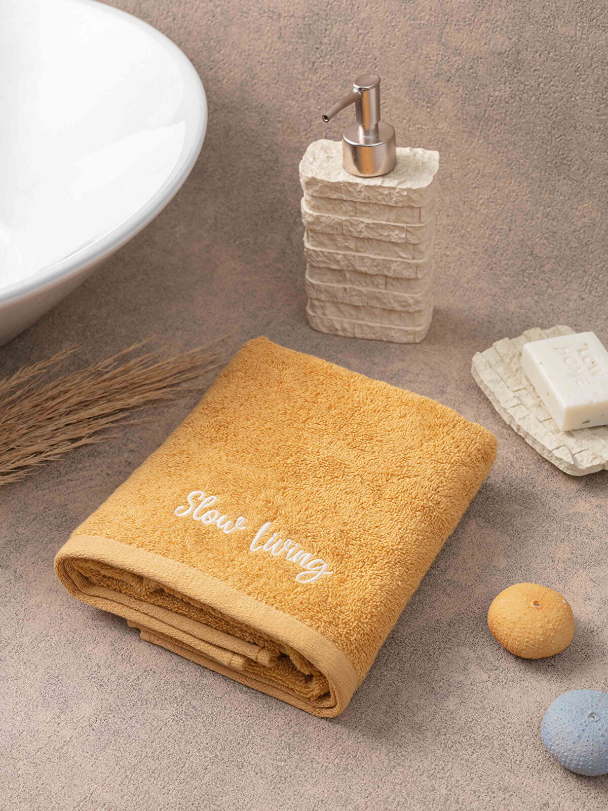 Yazı Nakışlı Yüz Havlusu 50x80 Cm