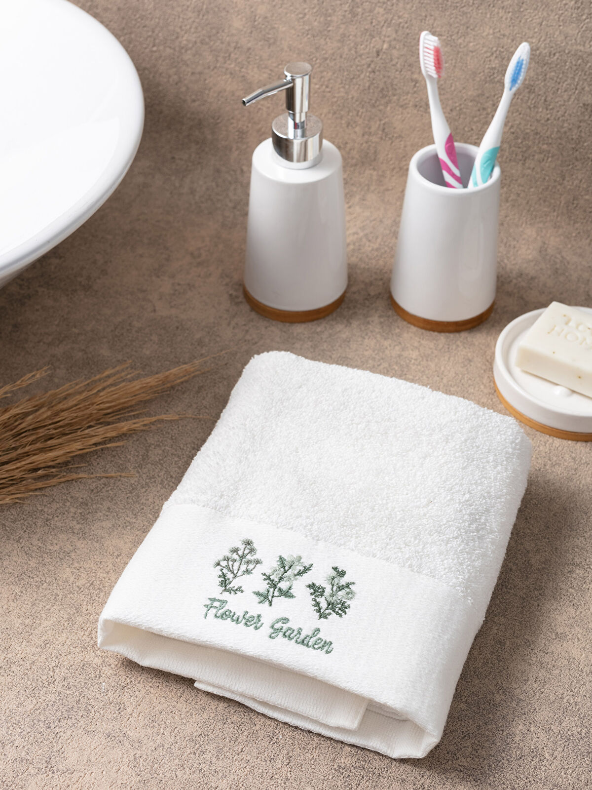 Nakışlı Yüz Havlusu 50x80 Cm