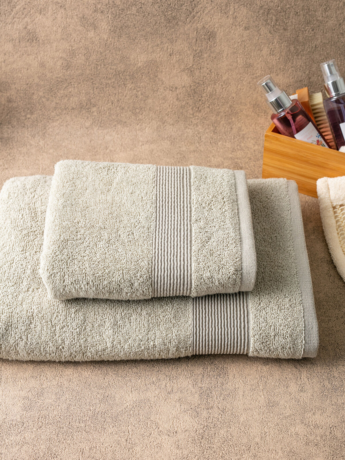 Düz Kadın Banyo Havlu Seti 2'Li