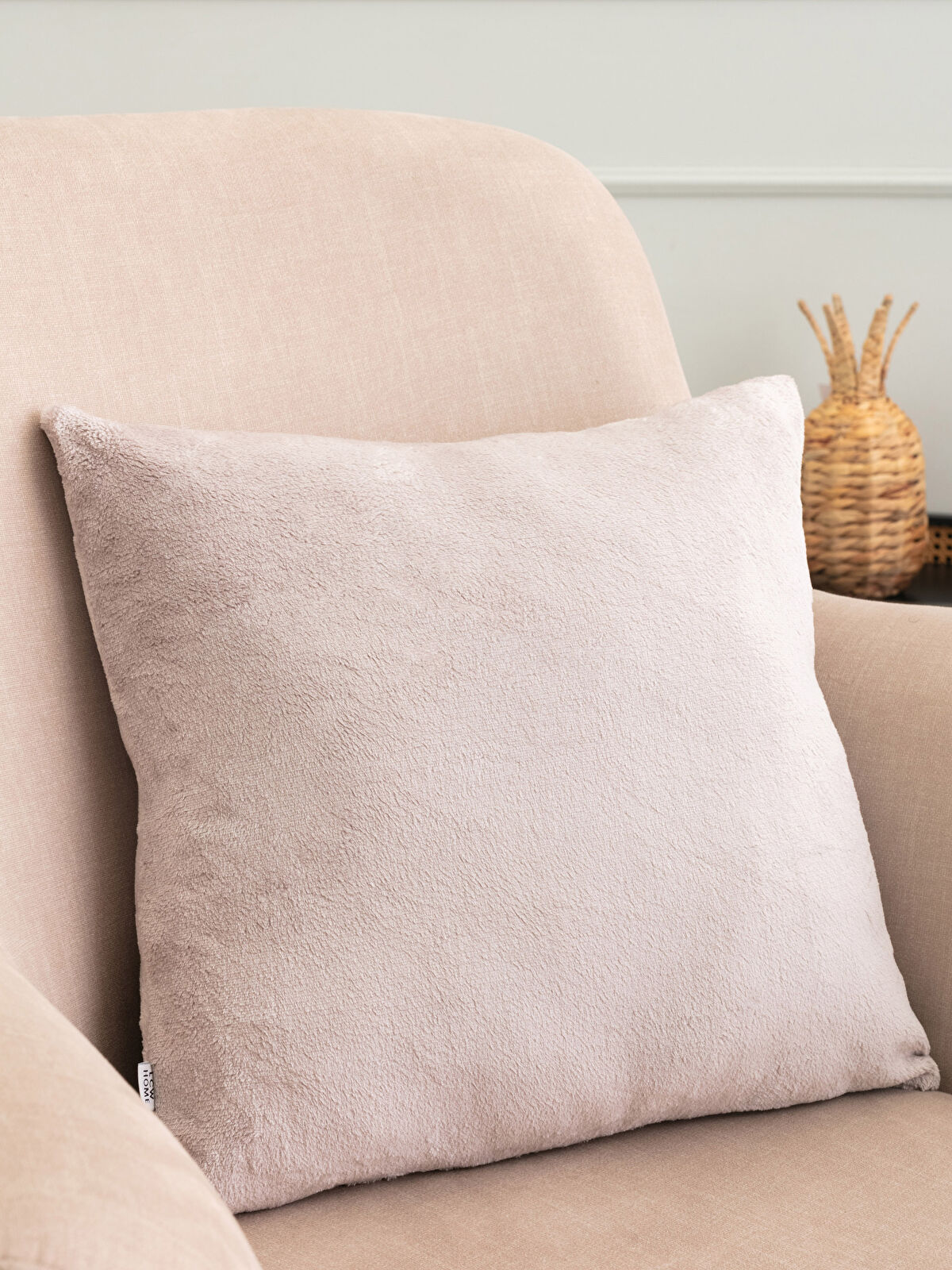 Düz Wellsoft Dolgulu Kırlent 45x45 Cm