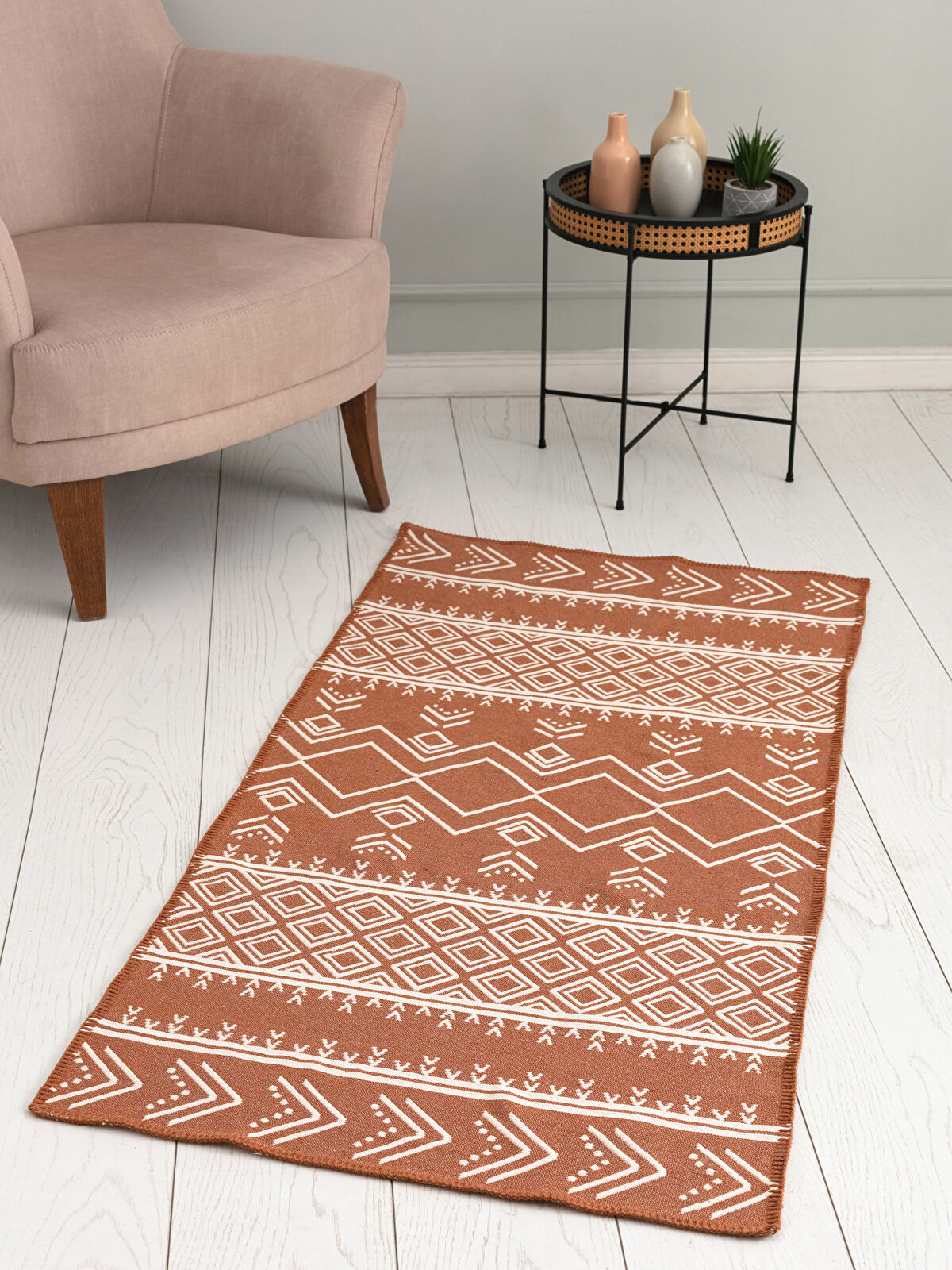 Desenli Halı 70x140 Cm