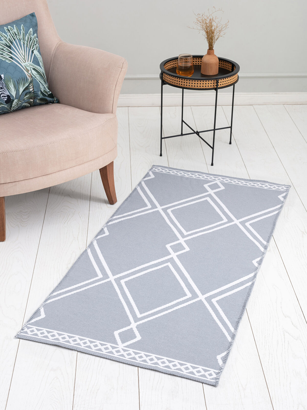 Desenli Halı 70x140 Cm