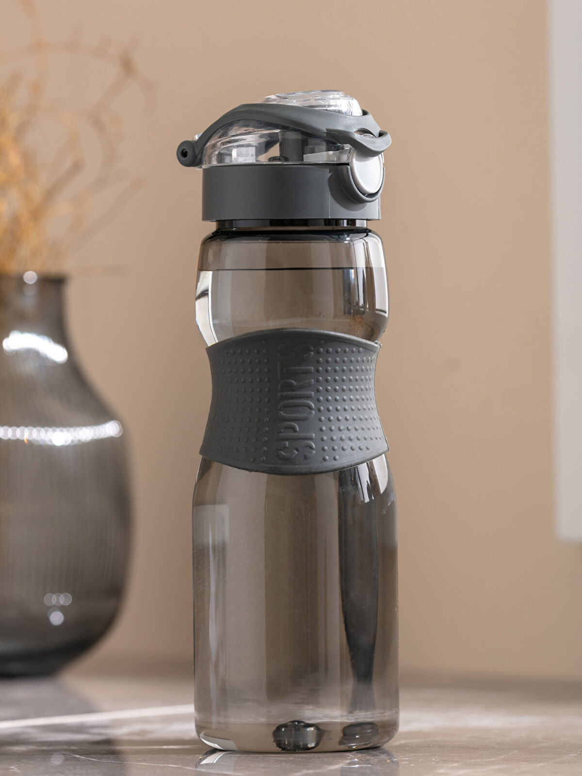 Kapaklı Su Matarası 730 Ml