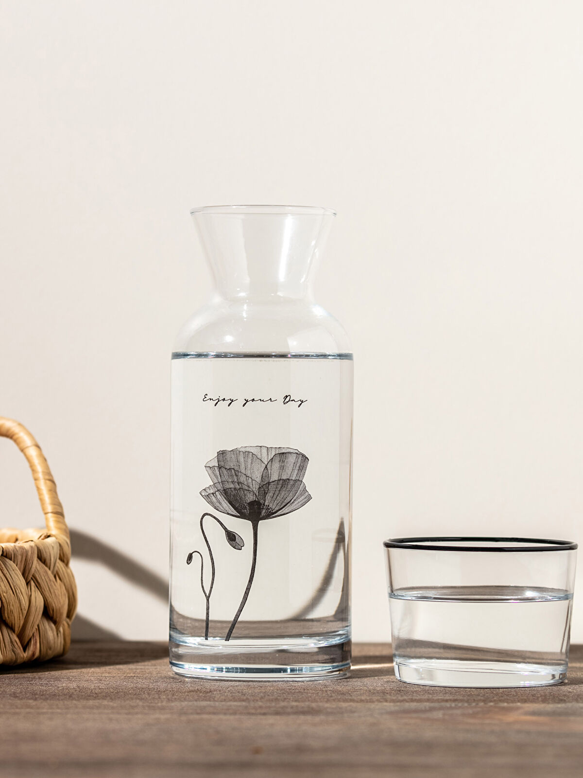 Baskılı Bardak Kapaklı Cam Sürahi 700 Ml