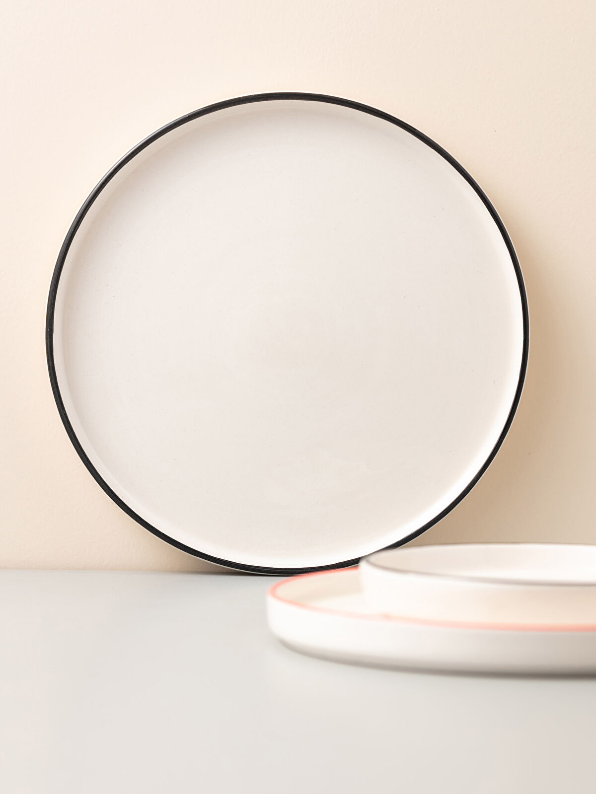 Düz Seramik Tabak 20 Cm