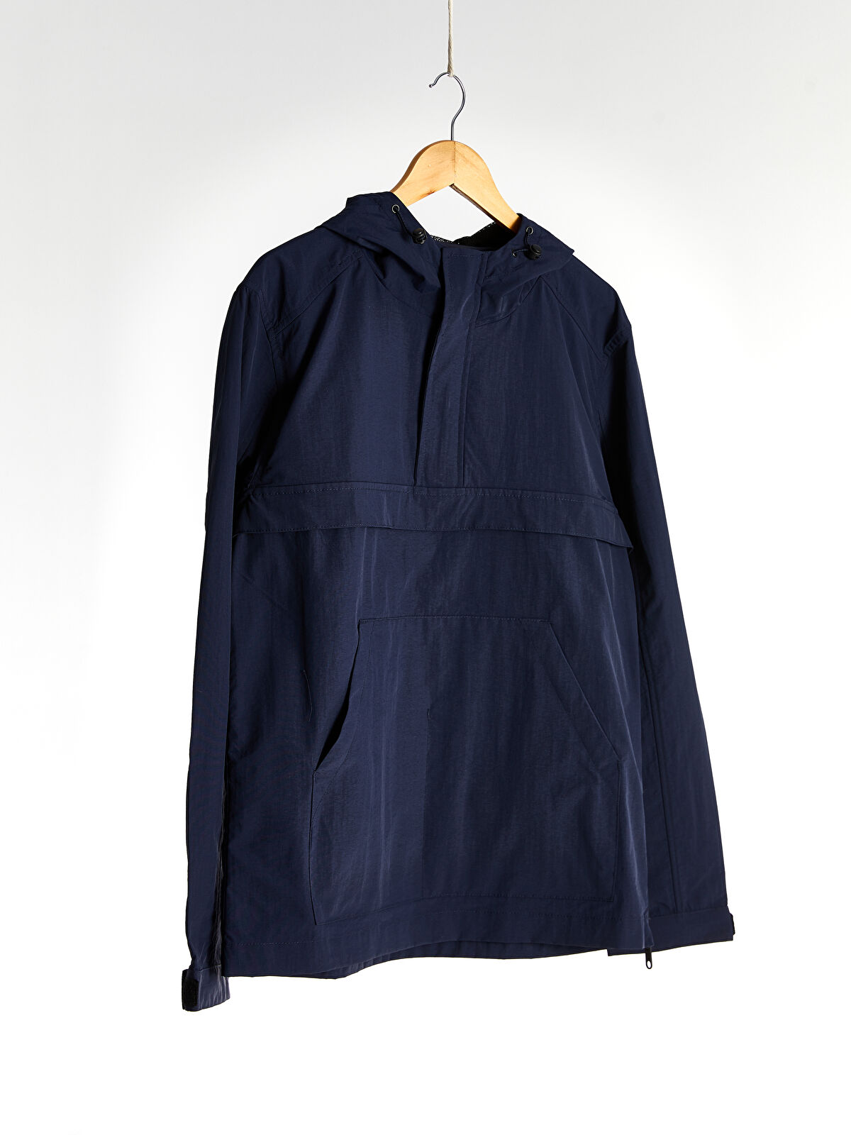 LCW CASUAL Slim Fit Kapüşonlu Erkek Kanguru Mont