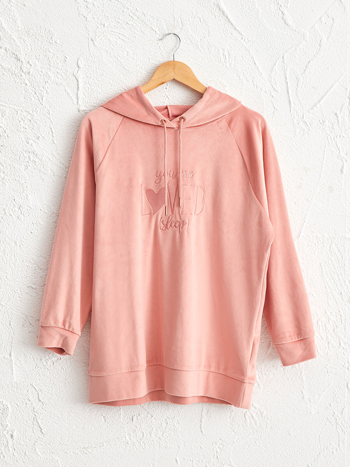 Yazı İşlemeli Kapüşonlu Kadife Pijama Üst