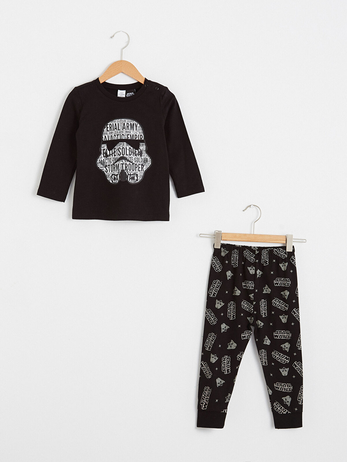 Erkek Bebek Star Wars Baskılı Pijama Takımı