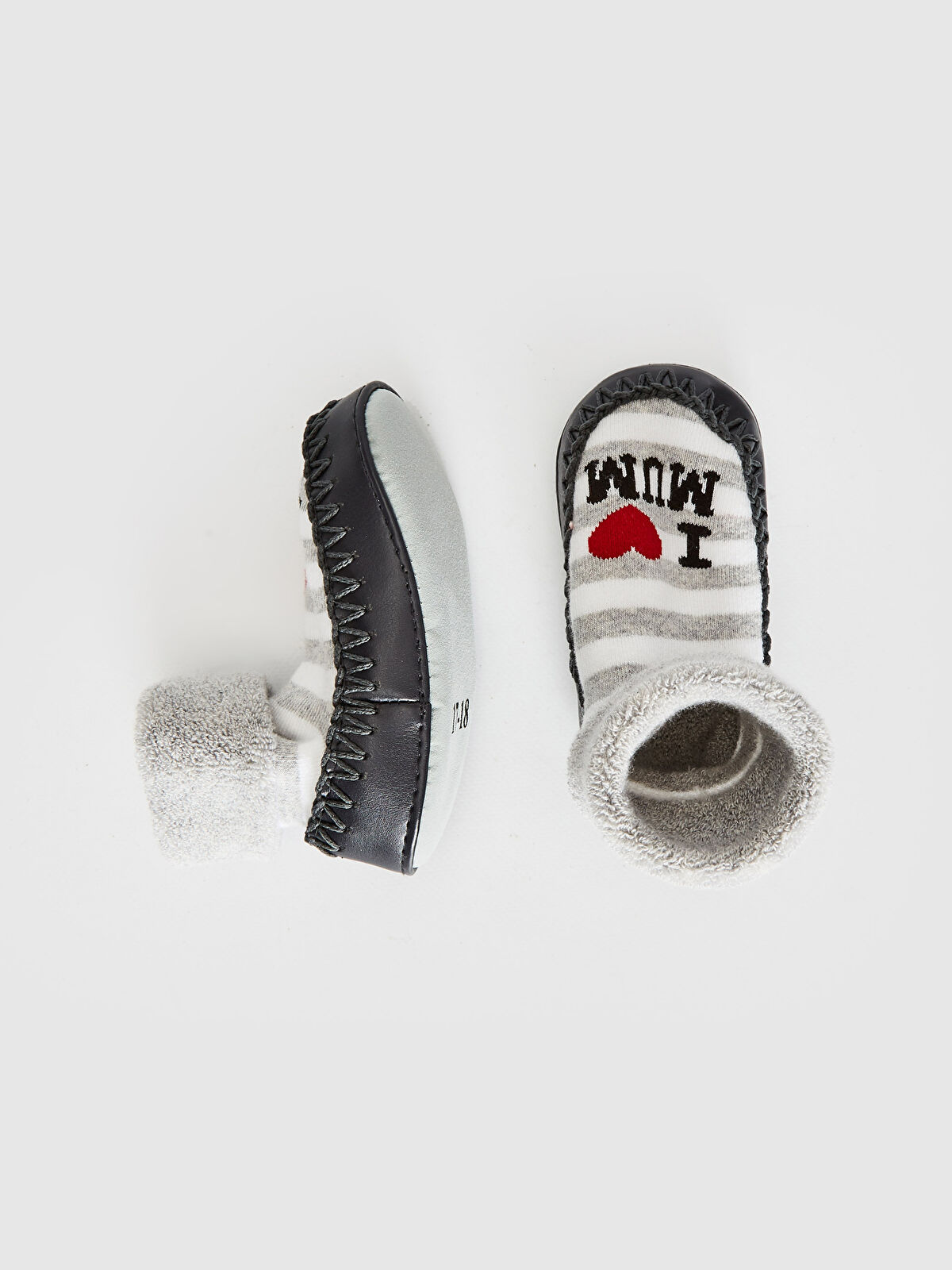 Erkek Bebek Ev Çorabı