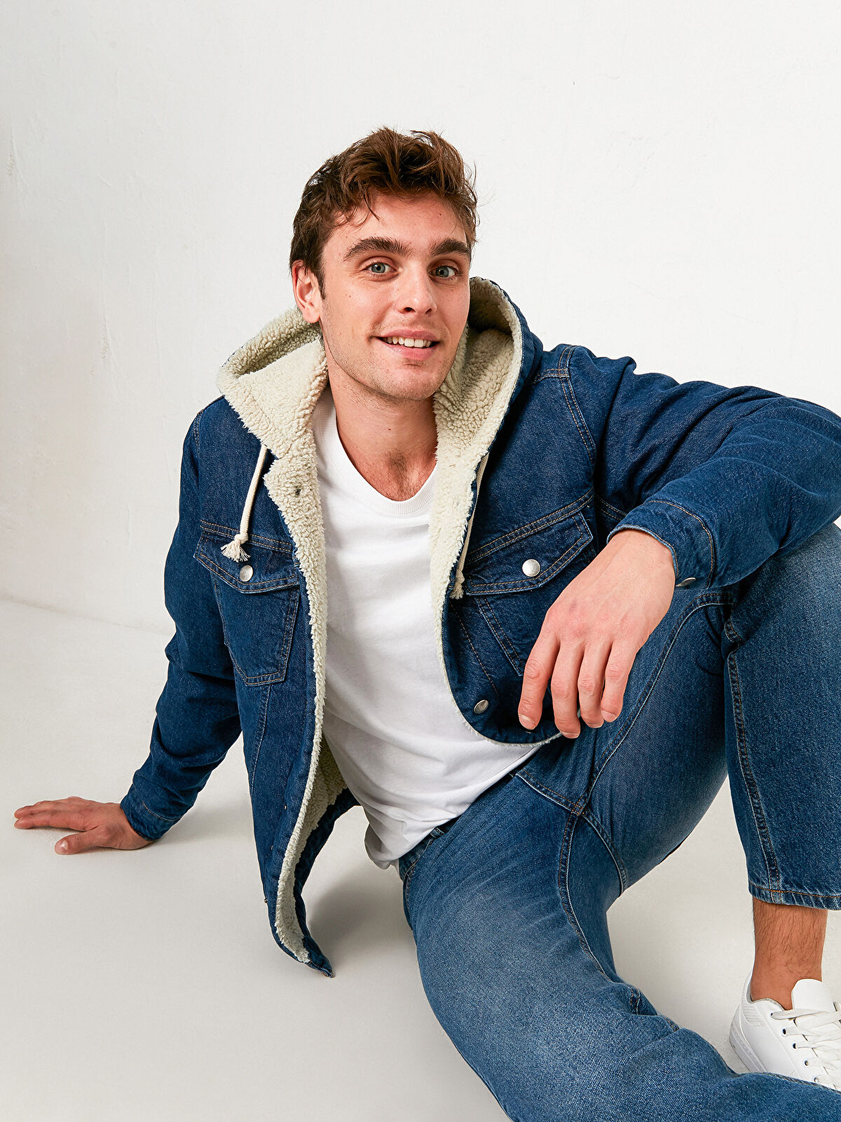 Regular Fit Kapüşonlu Jean Ceket