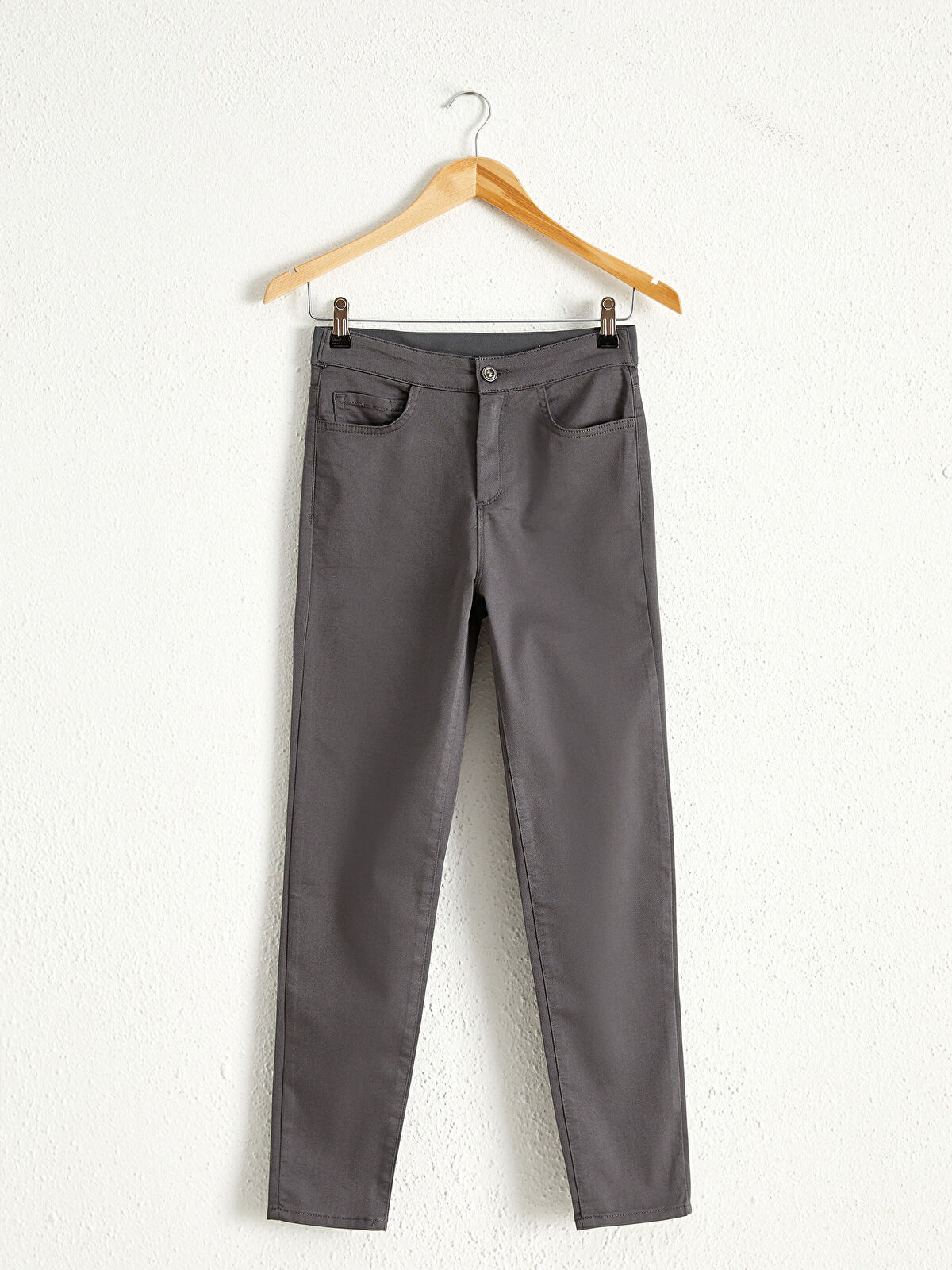 LCW BASIC Standart Fit Gabardin Kadın Düz Paça Pantolon