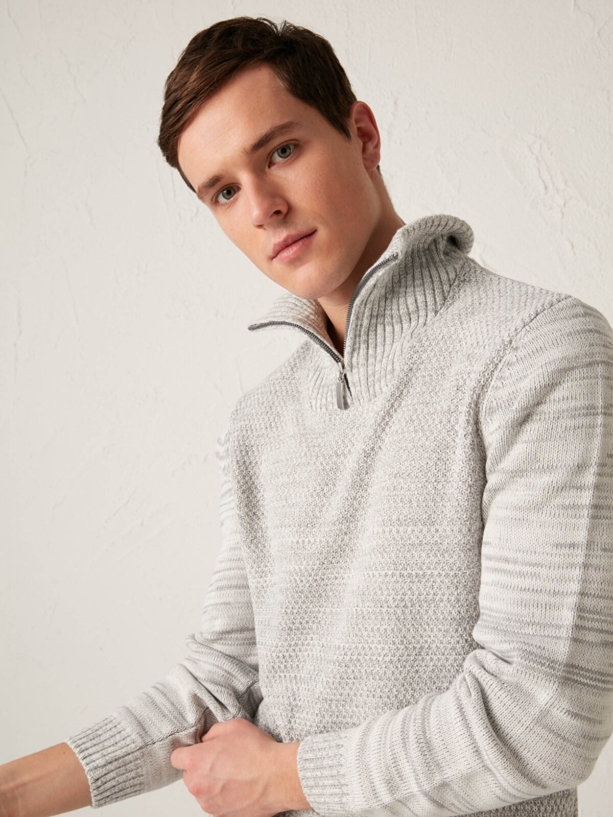 Fermuarlı Dik Yaka Uzun Kollu Erkek Triko Kazak