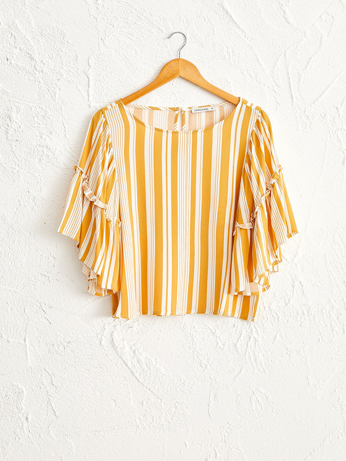 Kolları Fırfırlı Viskon Bluz