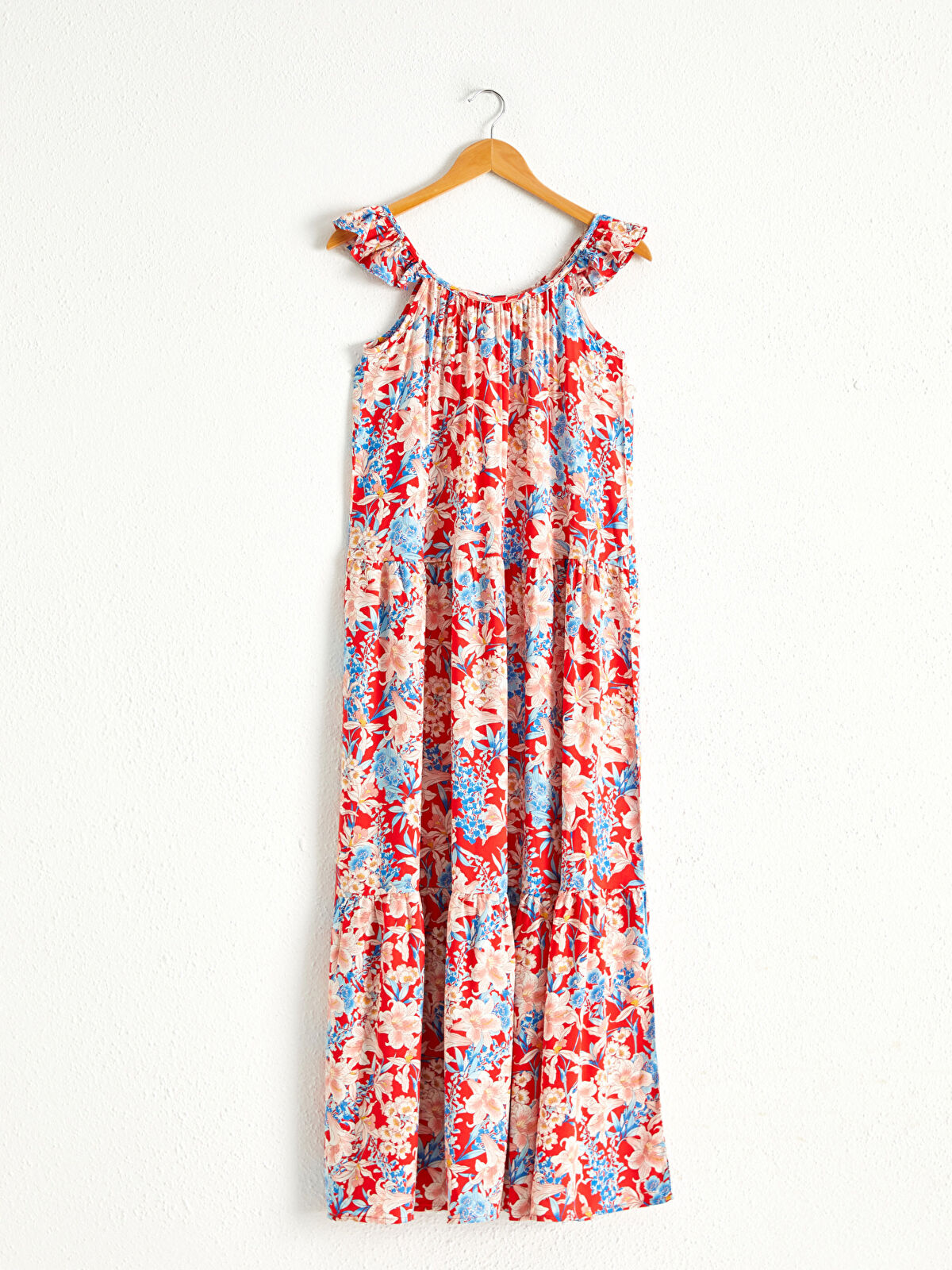 Çiçek Desenli Fırfırlı Viskon Elbise