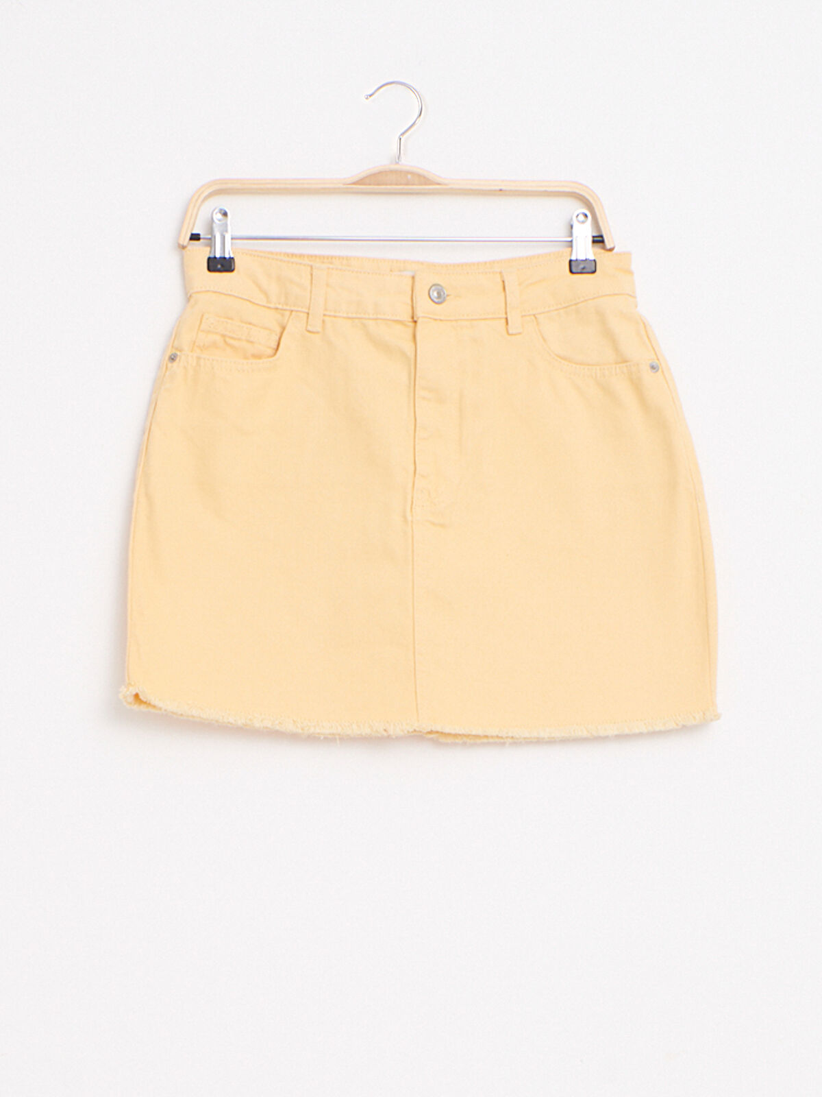 LCW CASUAL Standart Fit Kadın Cepli Mini Jean Etek LCW CASUAL Standart Fit Kadın Cepli Mini Jean Etek