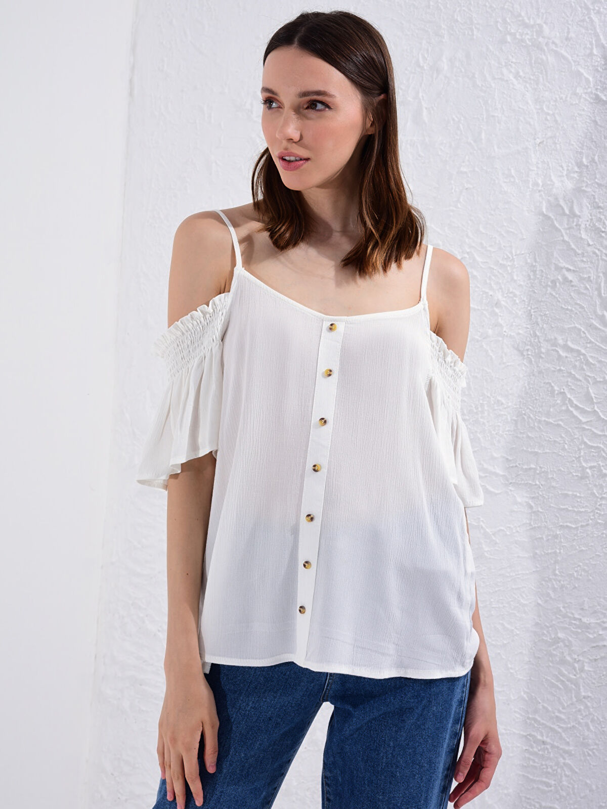 Omuzları Açık Viskon Bluz