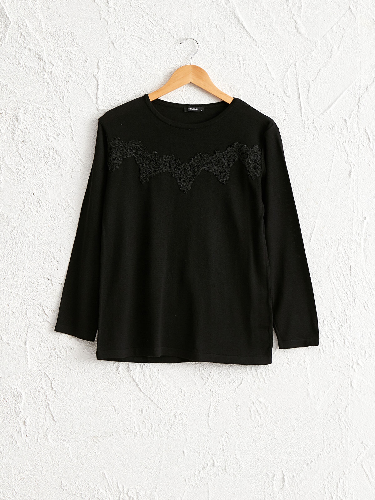 Dantel Detaylı İnce Triko Kazak