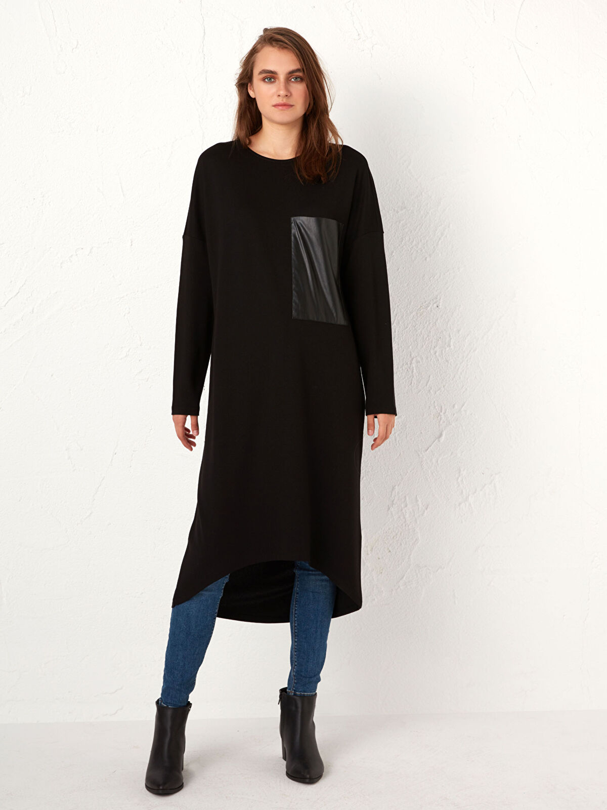 Deri Görünümlü Cep Detaylı Tunik