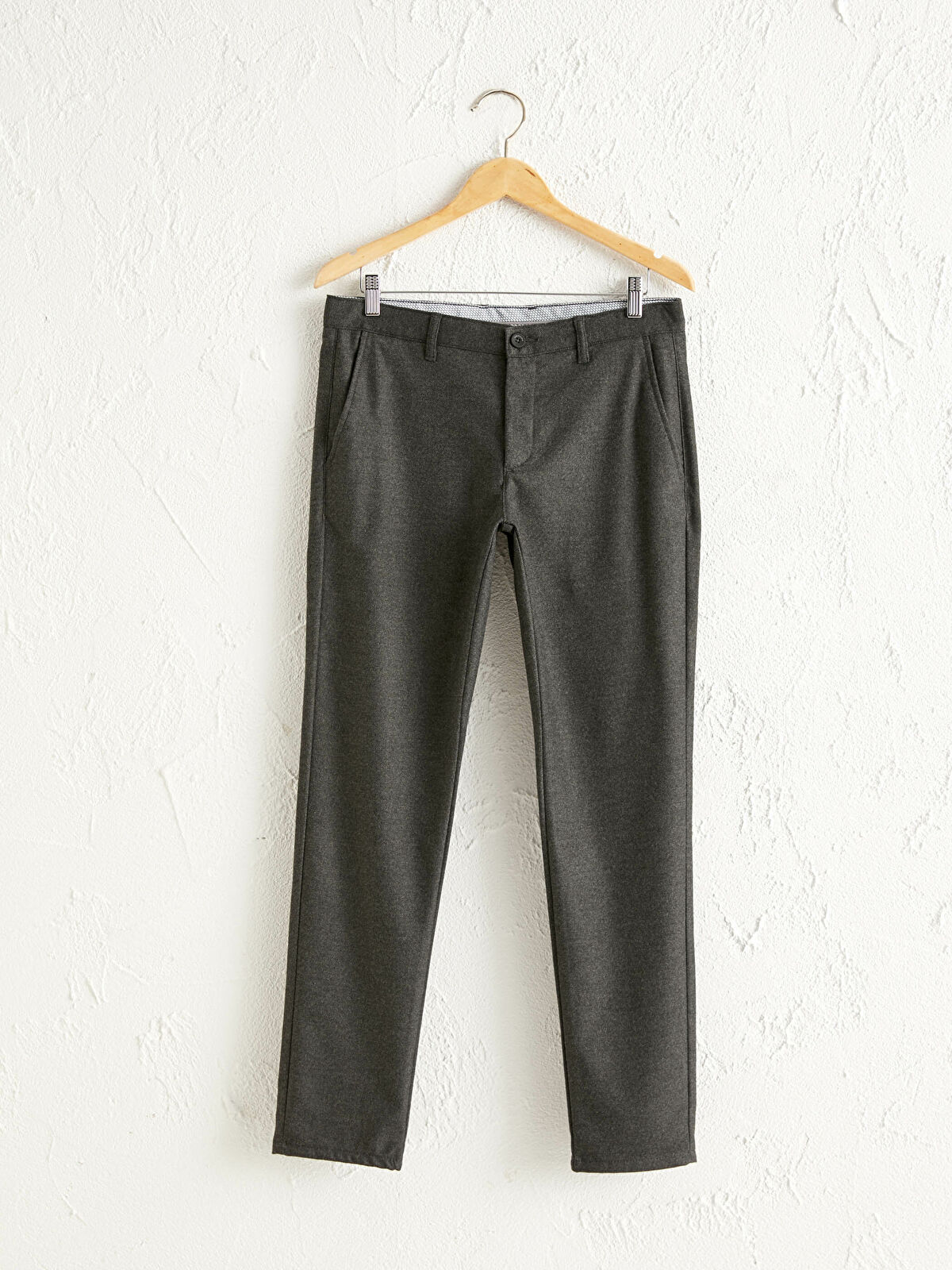 Slim Fit Dokulu Pantolon