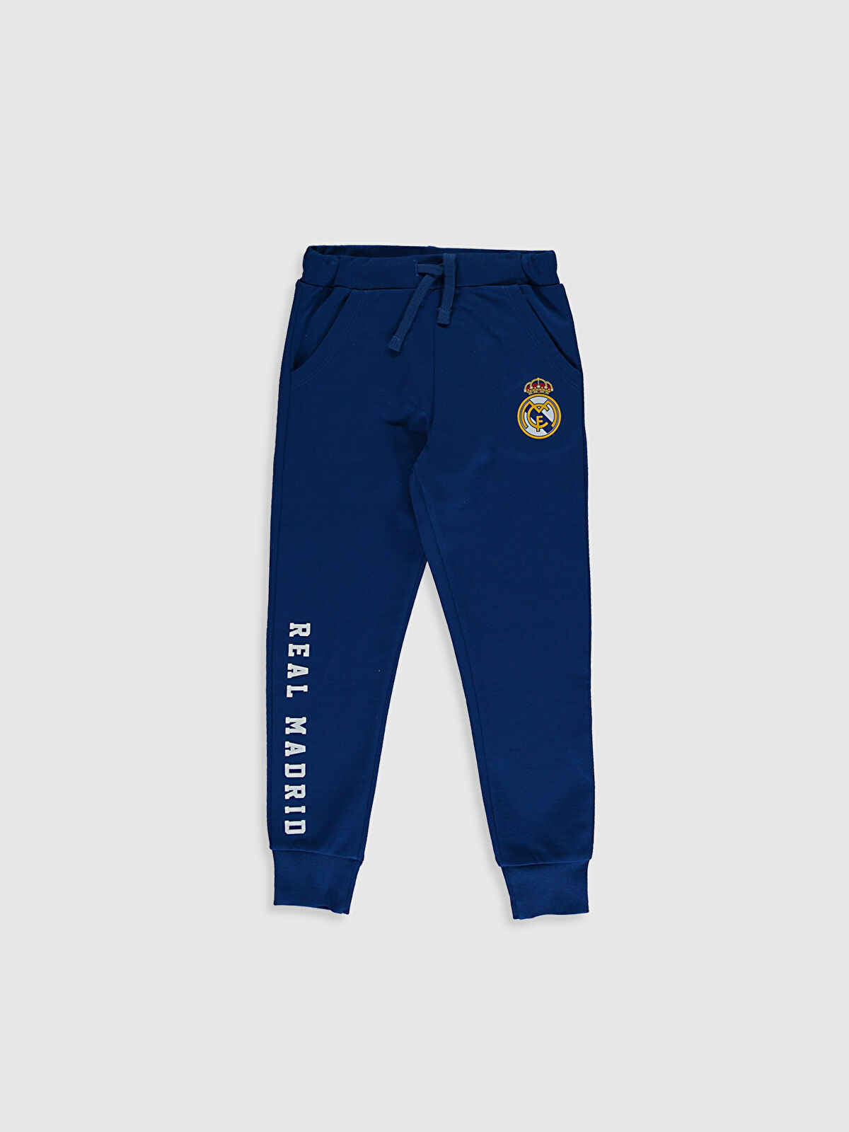 Erkek Çocuk Real Madrid Baskılı Taraftar Jogger Eşofman Altı Erkek Çocuk Real Madrid Baskılı Taraftar Jogger Eşofman Altı