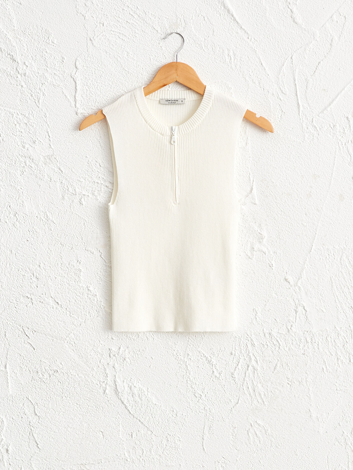 Yakası Fermuarlı Triko Atlet Yakası Fermuarlı Triko Atlet