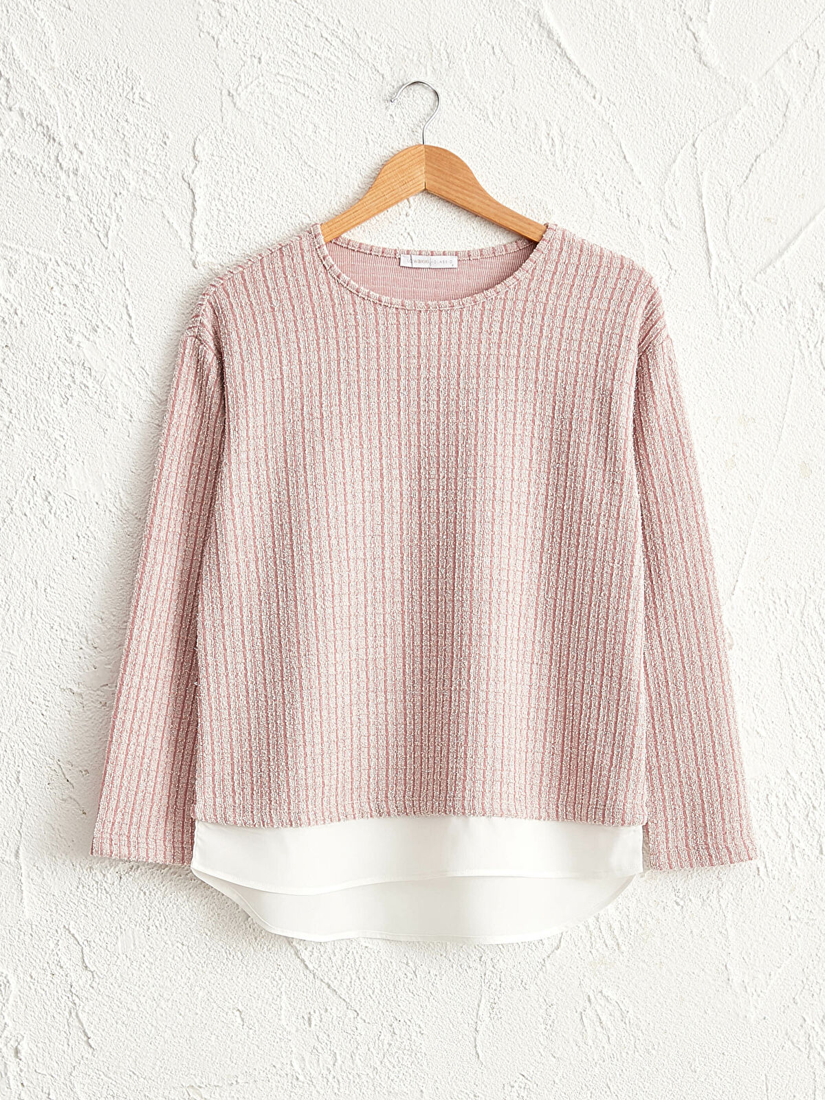 Dokulu Kumaştan Tişört