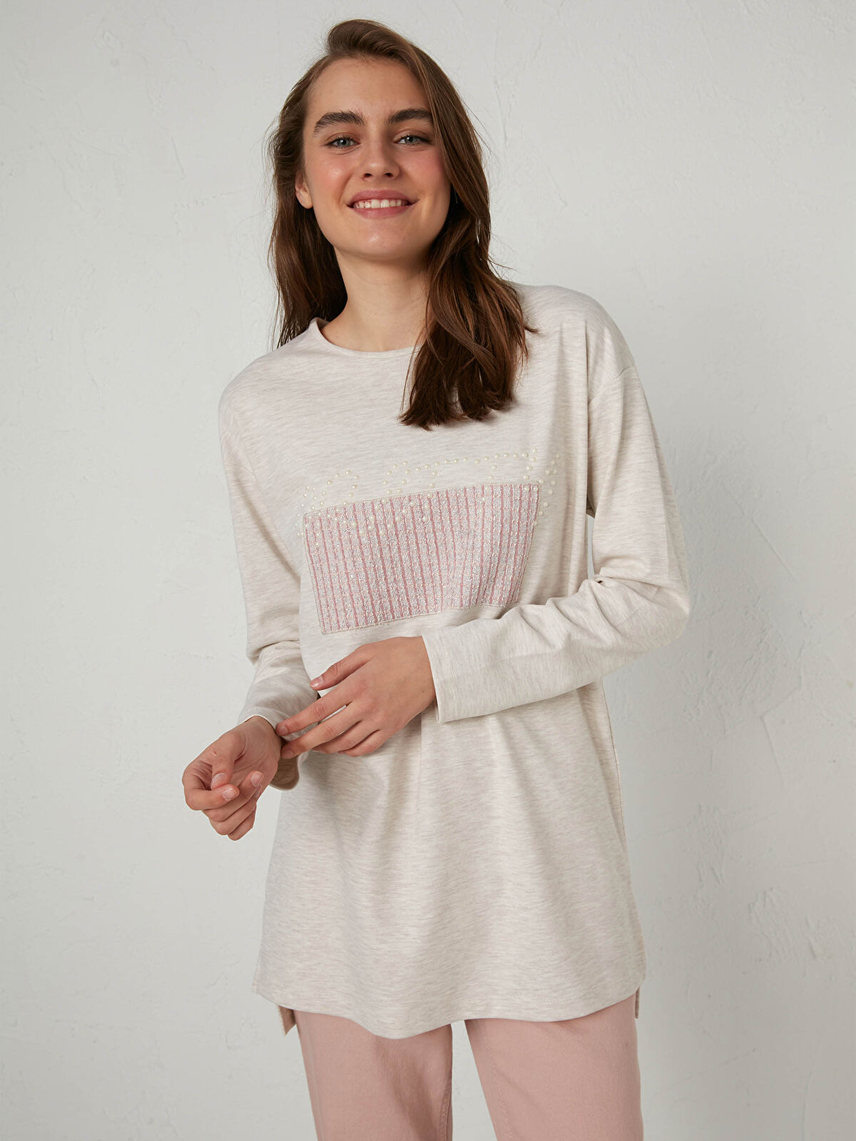 İnci Baskılı Işıltılı Esnek Tişört