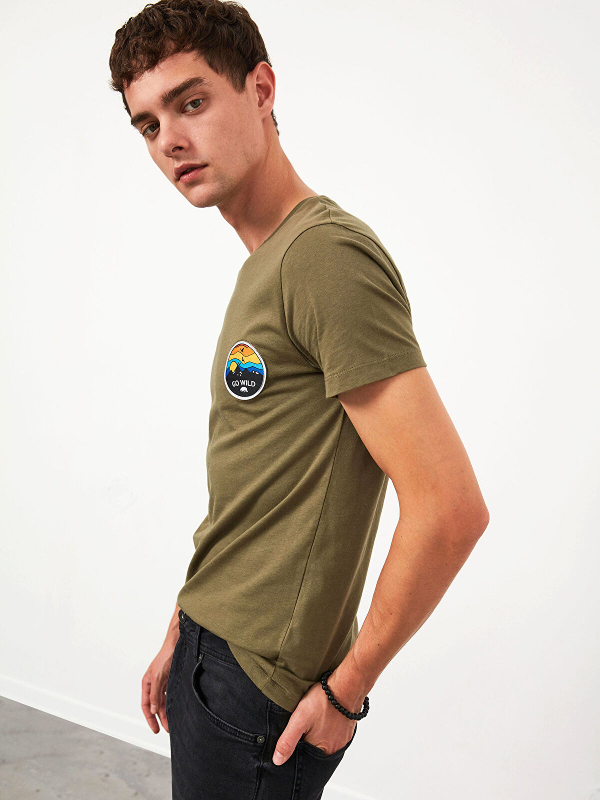 XSIDE Bisiklet Yaka Patch Nakışlı  Penye Tişört XSIDE Bisiklet Yaka Patch Nakışlı  Penye Tişört