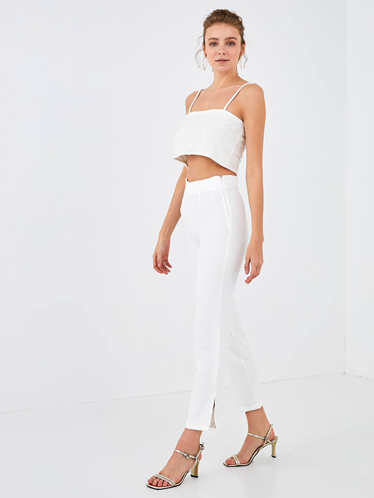 Save The Date Paça Detaylı Kumaş Pantolon Save The Date Paça Detaylı Kumaş Pantolon