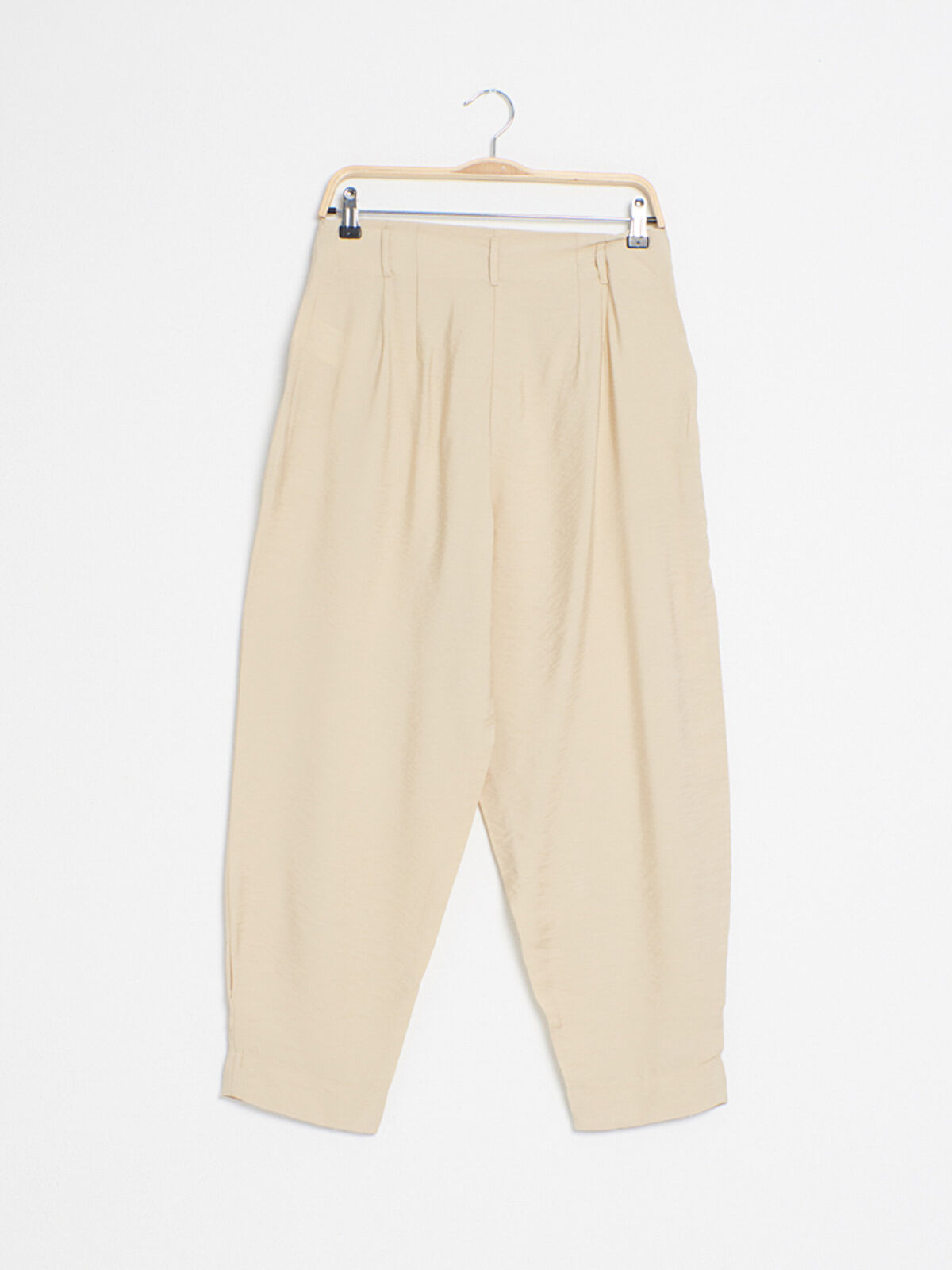 LCW CASUAL Mom Fit Kadın İnce Pantolon LCW CASUAL Mom Fit Kadın İnce Pantolon