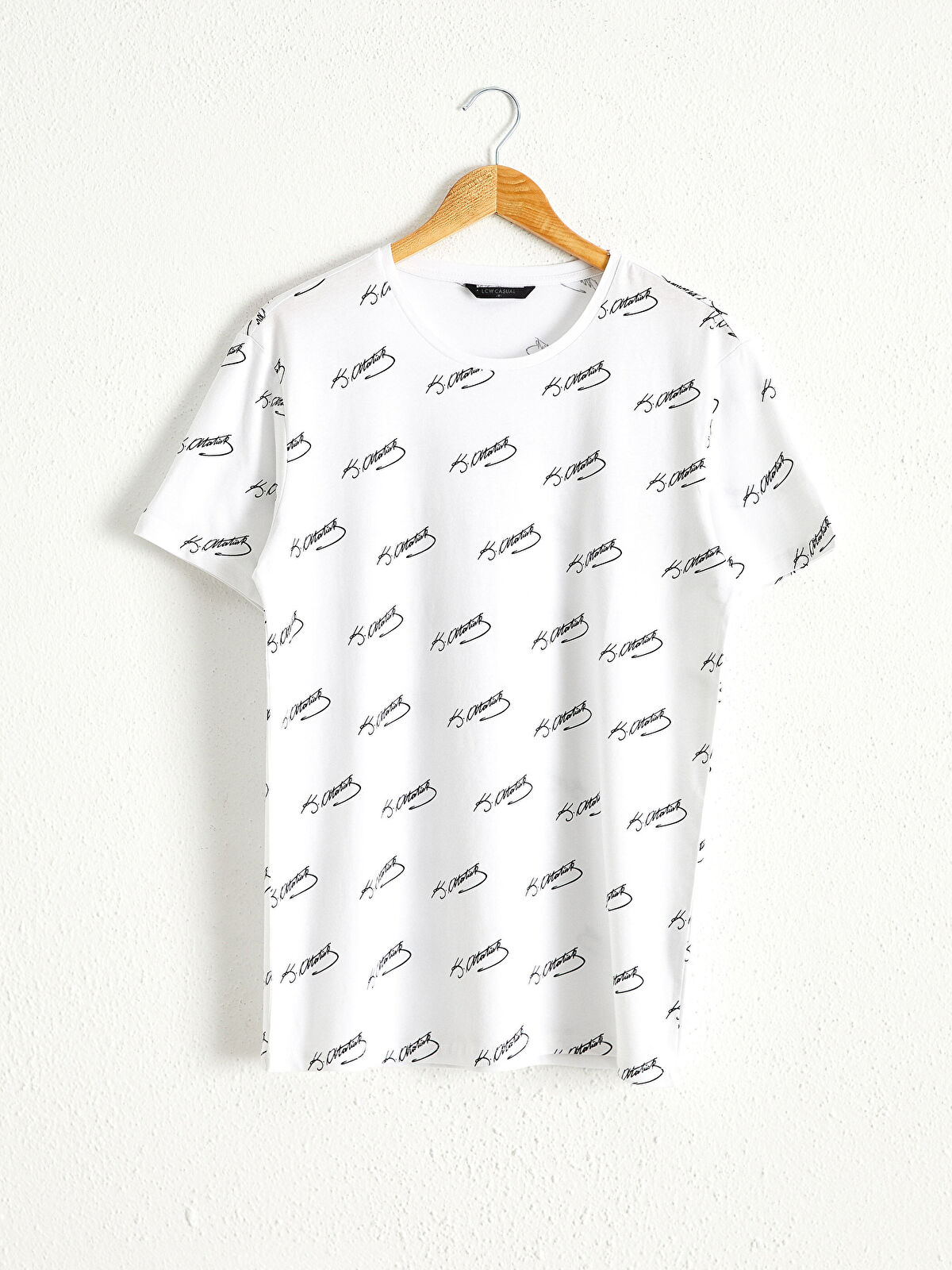 Atatürk İmzası Baskılı Pamuklu Tişört