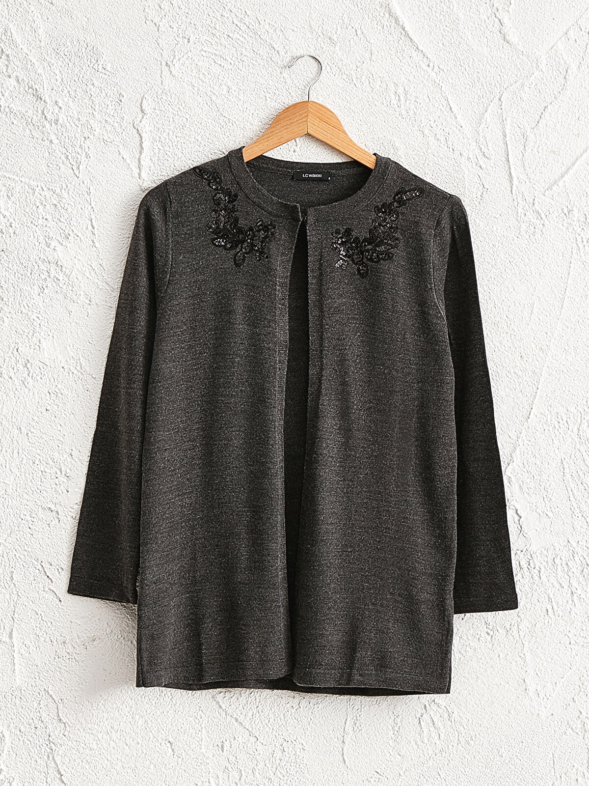 Pul İşlemeli Triko Hırka