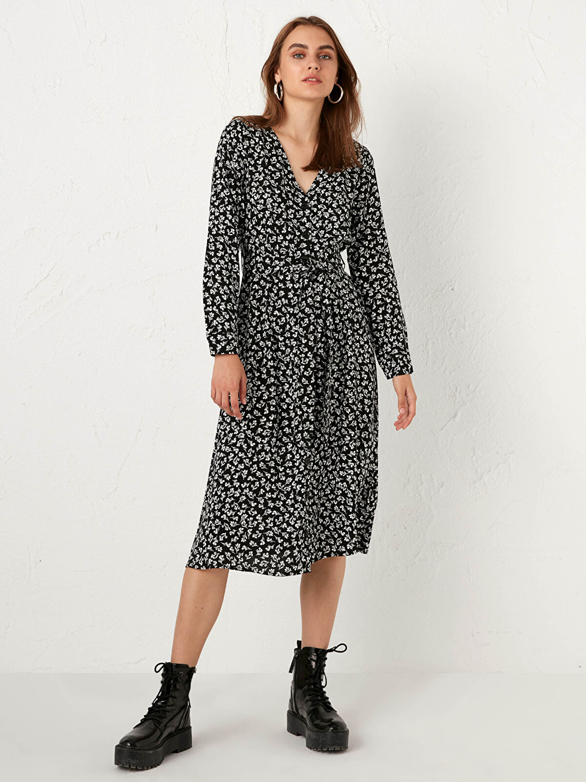 Kuşaklı Çiçek Desenli Poplin Elbise