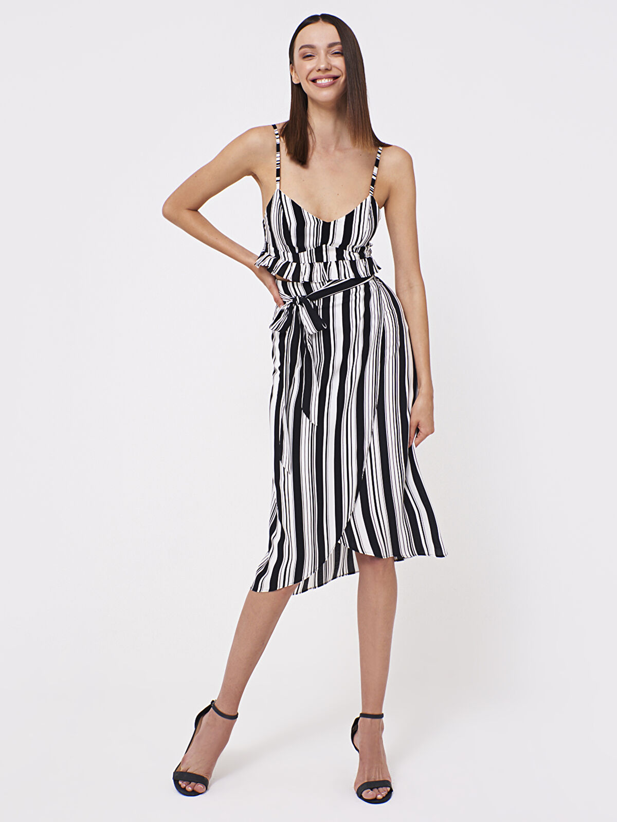 Çizgili Kruvaze Etek ve Crop Bluz