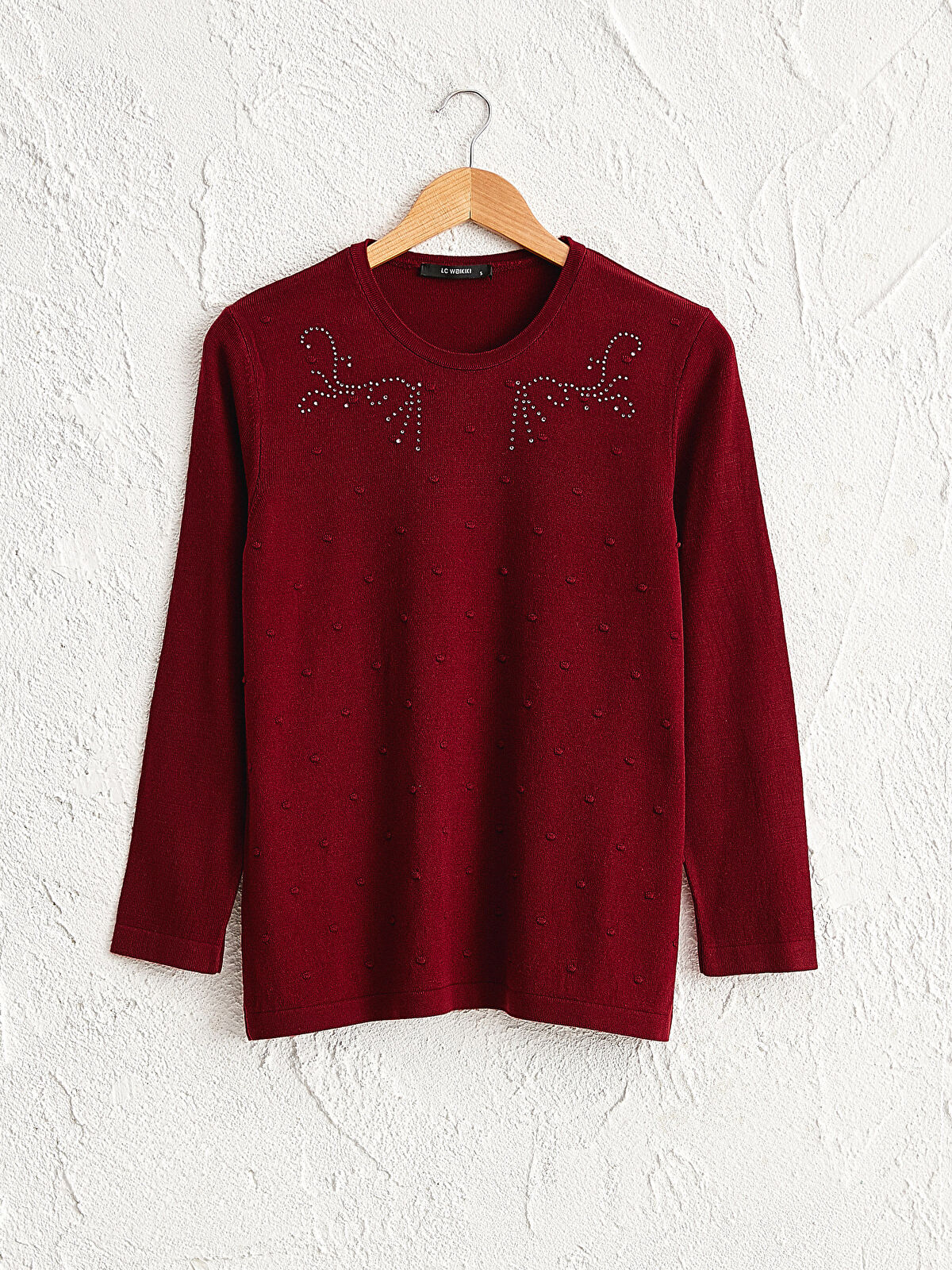 Nakış İşlemeli Triko Kazak