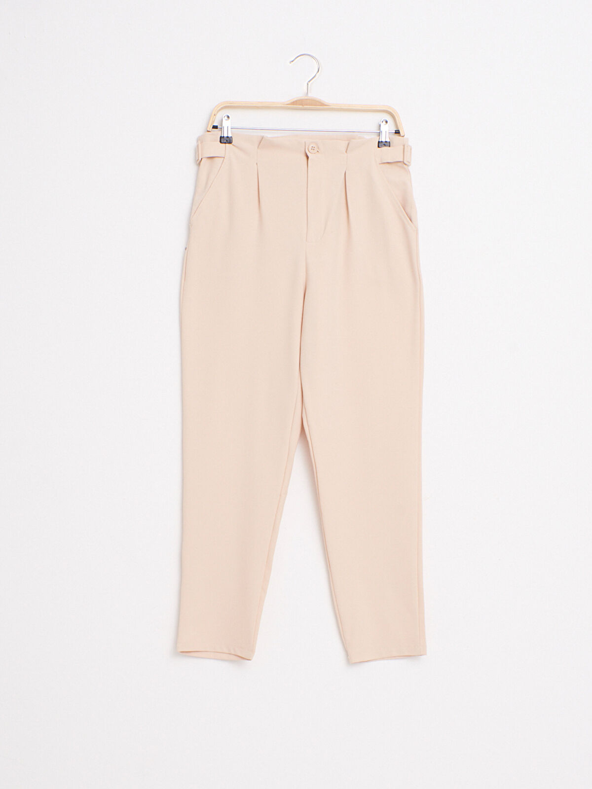 Beli Kemerli Havuç Pantolon