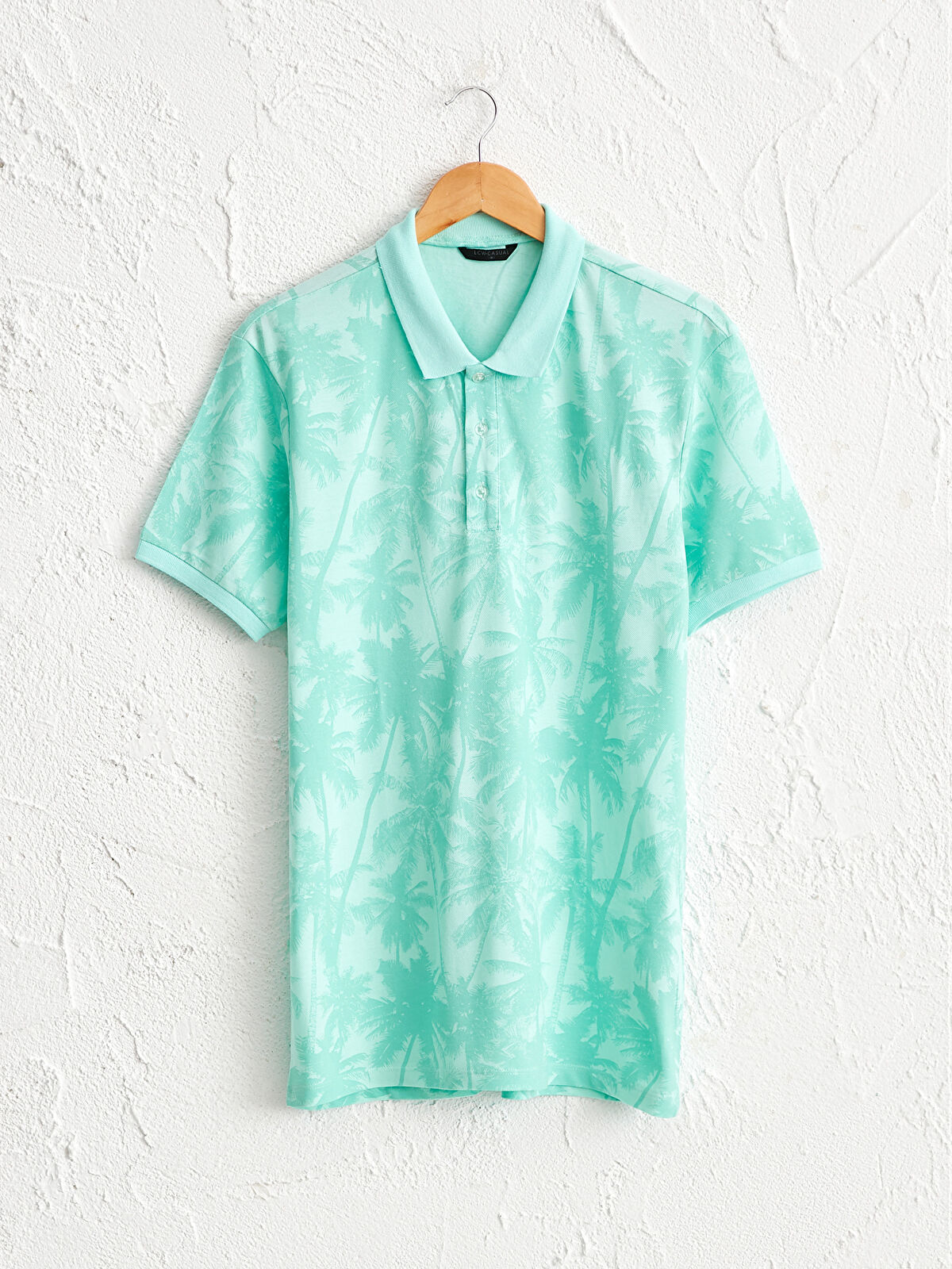 Çiçek Baskılı Polo Yaka Kısa Kollu Pike Tişört