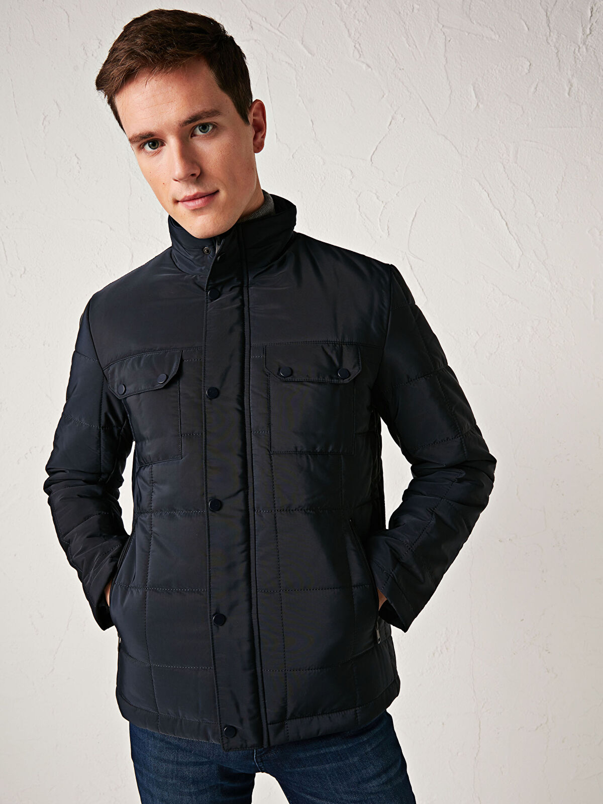 LCW CLASSIC Standart Kalıp Dik Yaka Kapitone Mont